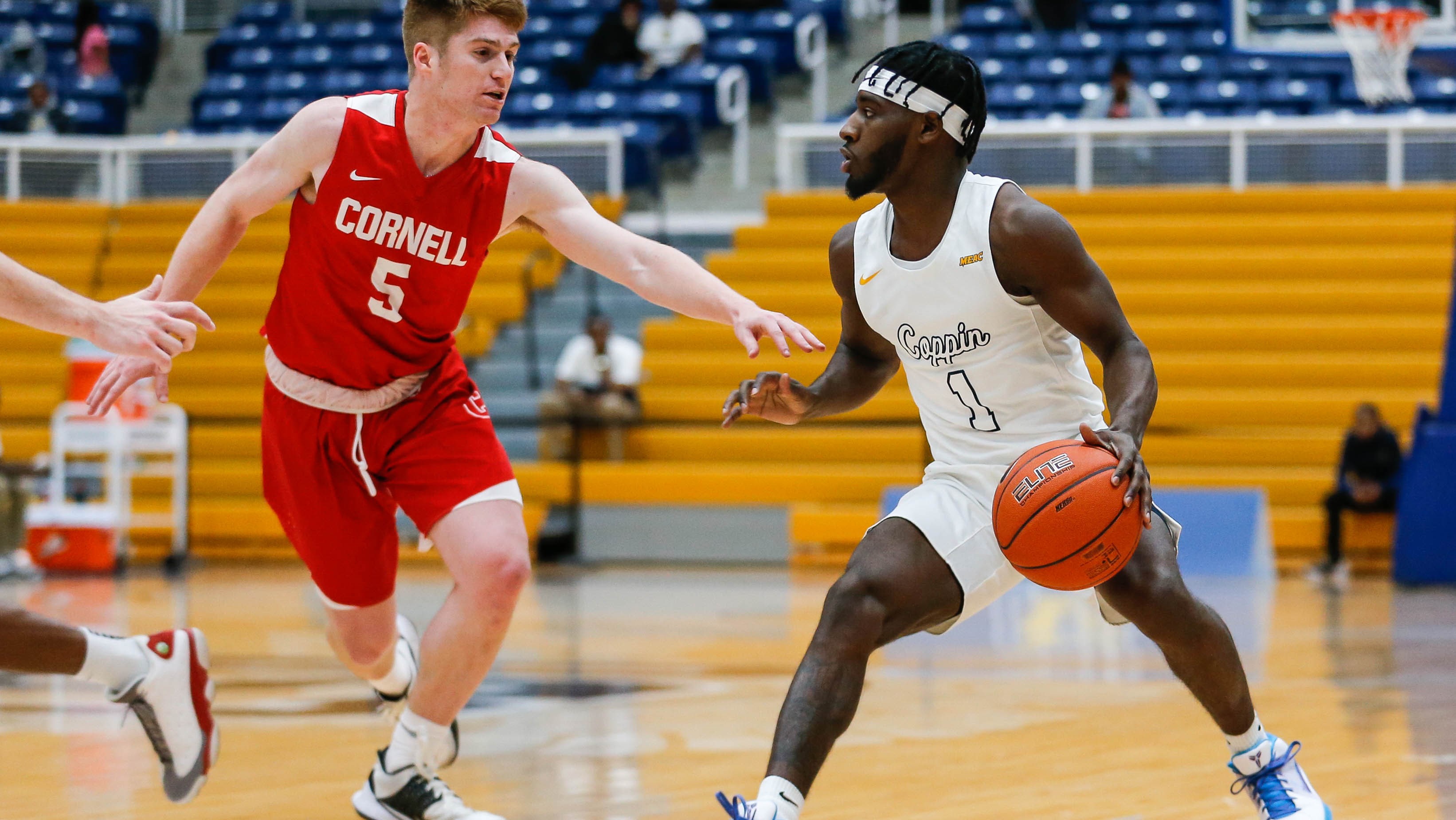 Men’s Hoops Sinks Pirates of East Carolina, 85-75 For Fourth Non ...