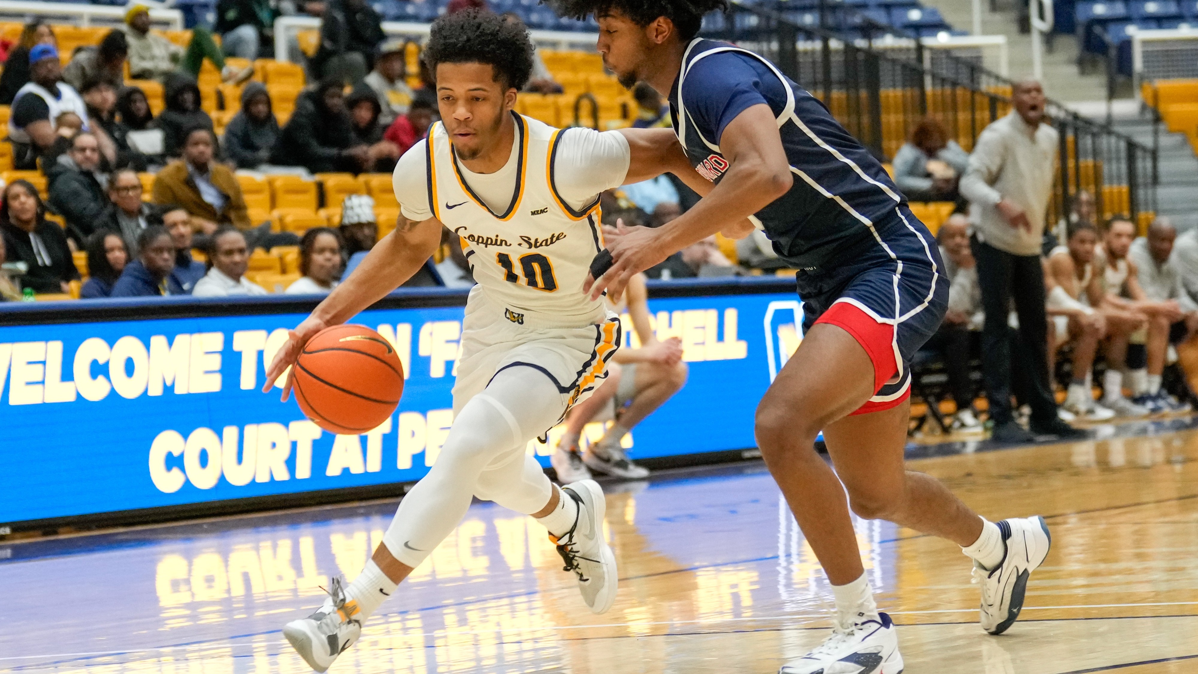 Ryan Archey Scores Game-High 20 Points as Men’s Hoops Falls to Howard ...