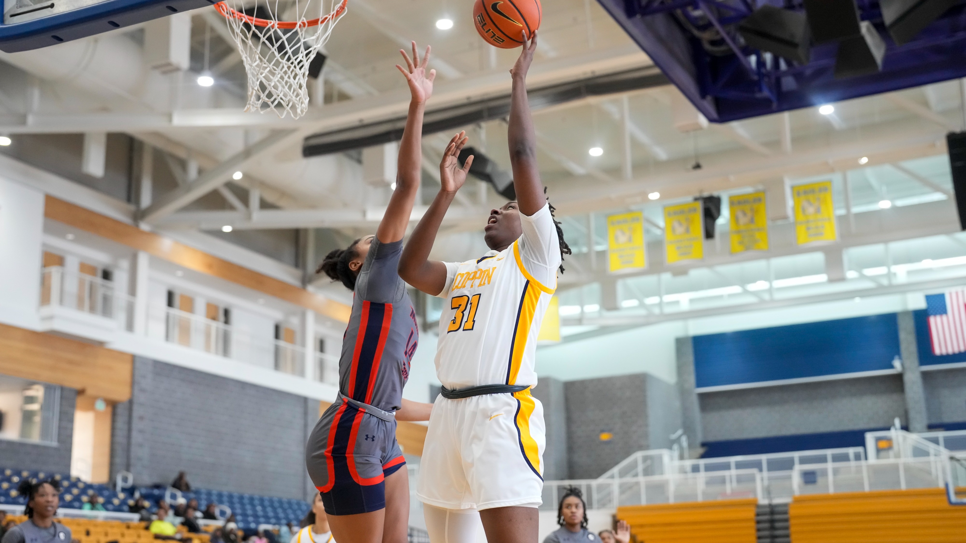 Lawrence Grabs NCAA-High 25 Rebounds in Women’s Hoops Comeback Victory ...