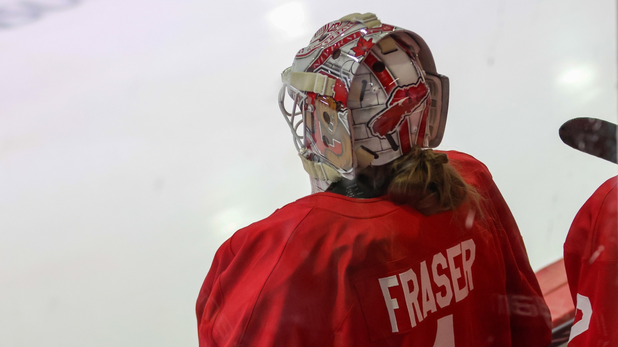 Fraser Claims Shutout, Women's Ice Hockey Surges Past Syracuse 7-0 ...