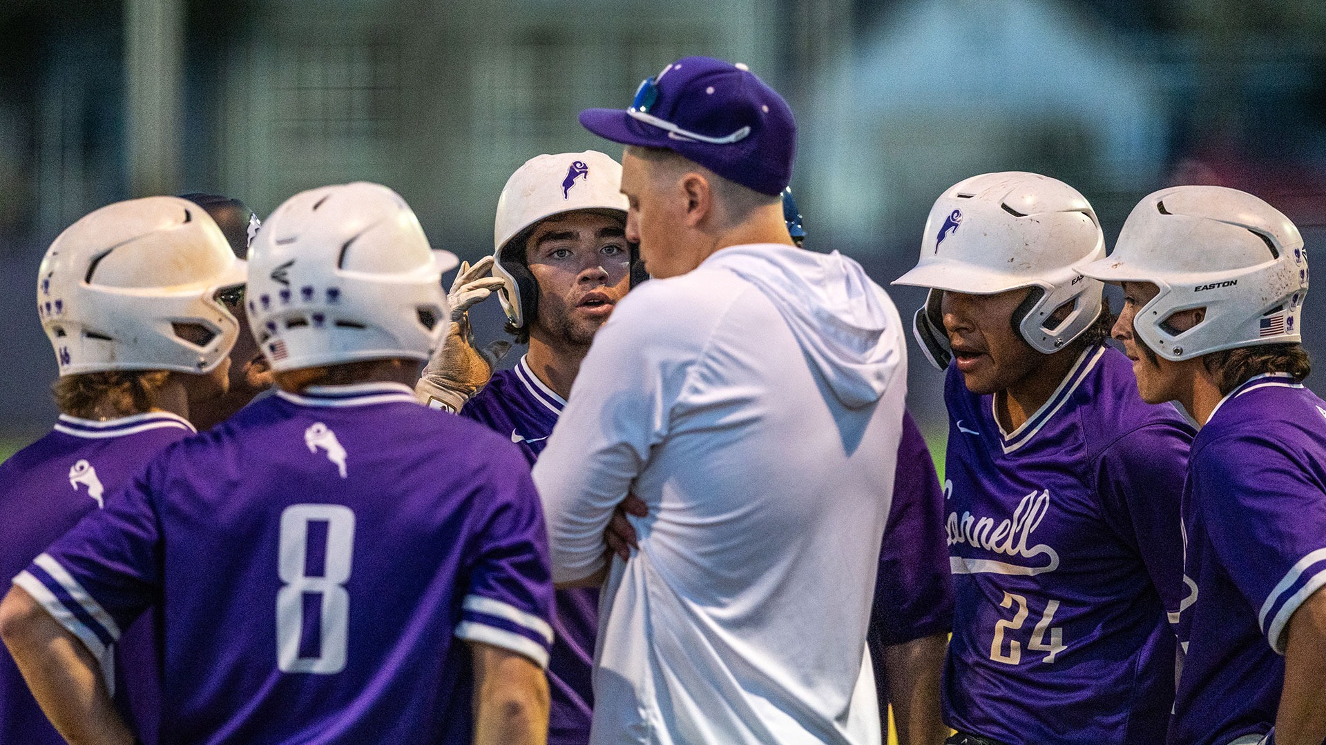 Monmouth pulls away in late innings at Ash Park - Cornell College