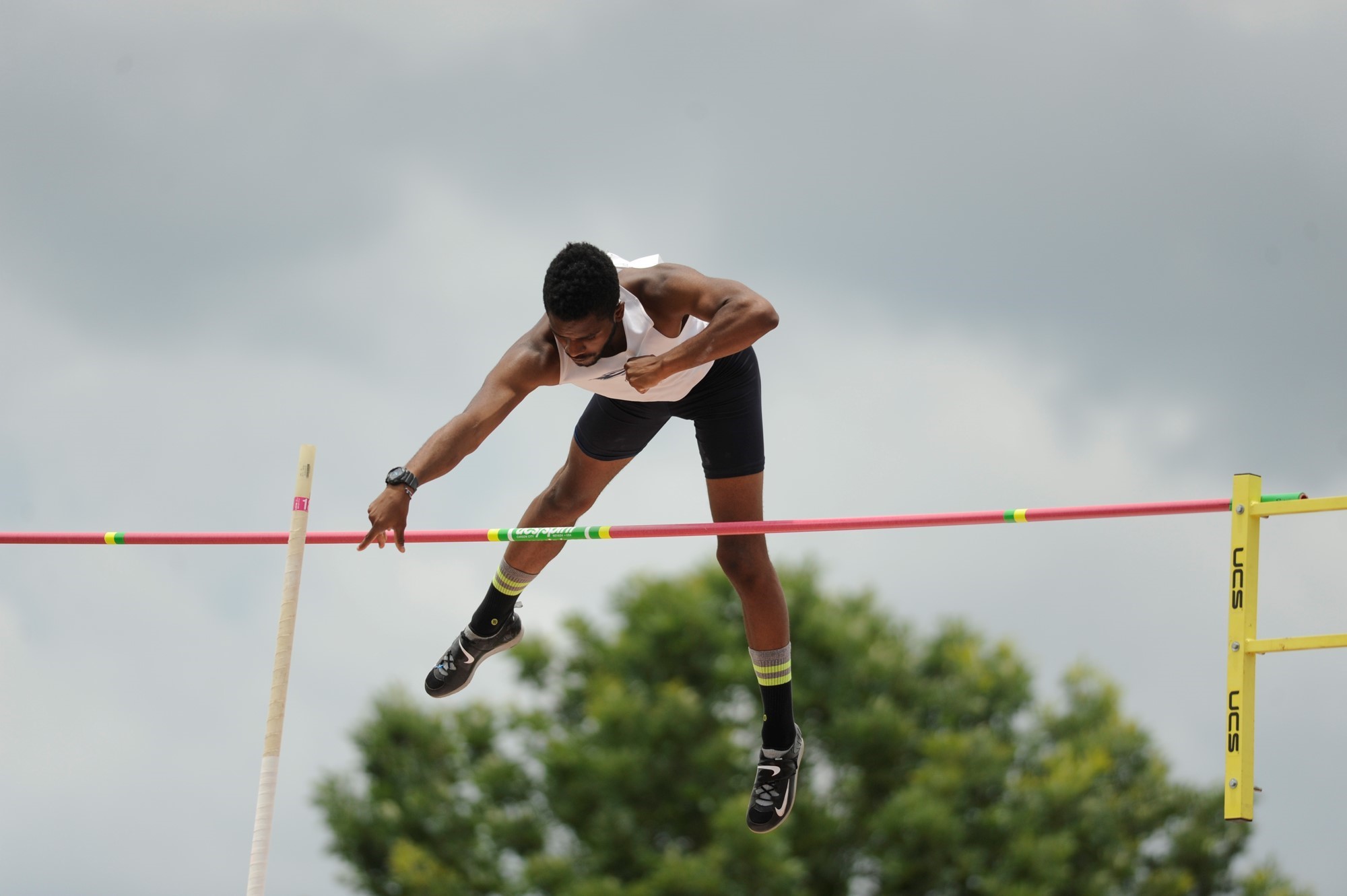 Deon Fox - 2017 - Men's Track and Field - Cornerstone University Athletics