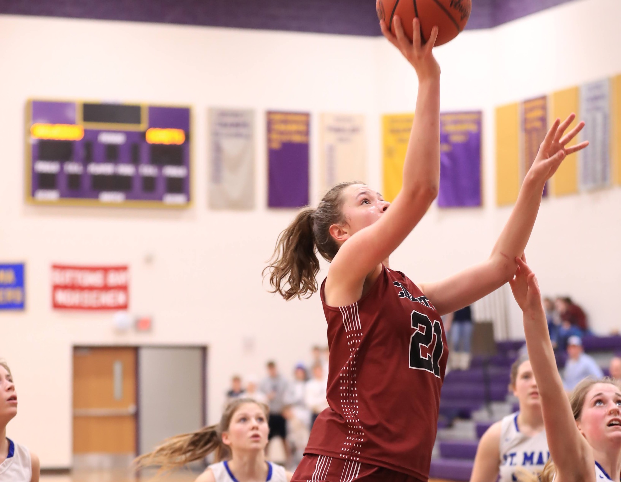 Hope College transfer Megan Bennett signs with the Women's Basketball ...