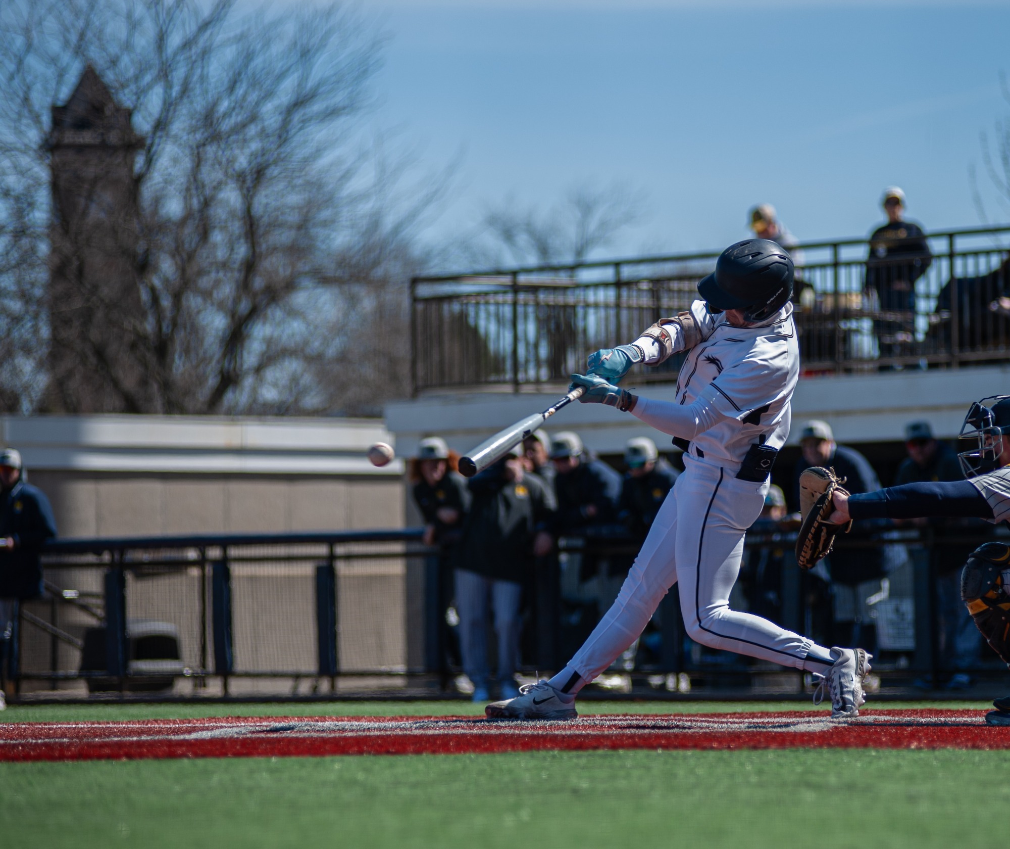 Baseball extends their win streak with a double header sweep over ...