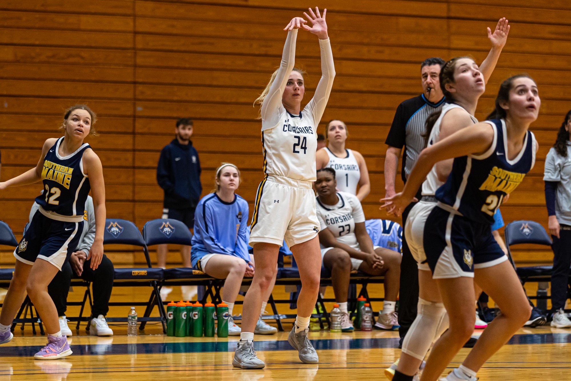 UMass Dartmouth Women's Basketball Win Third Straight LEC Matchup ...