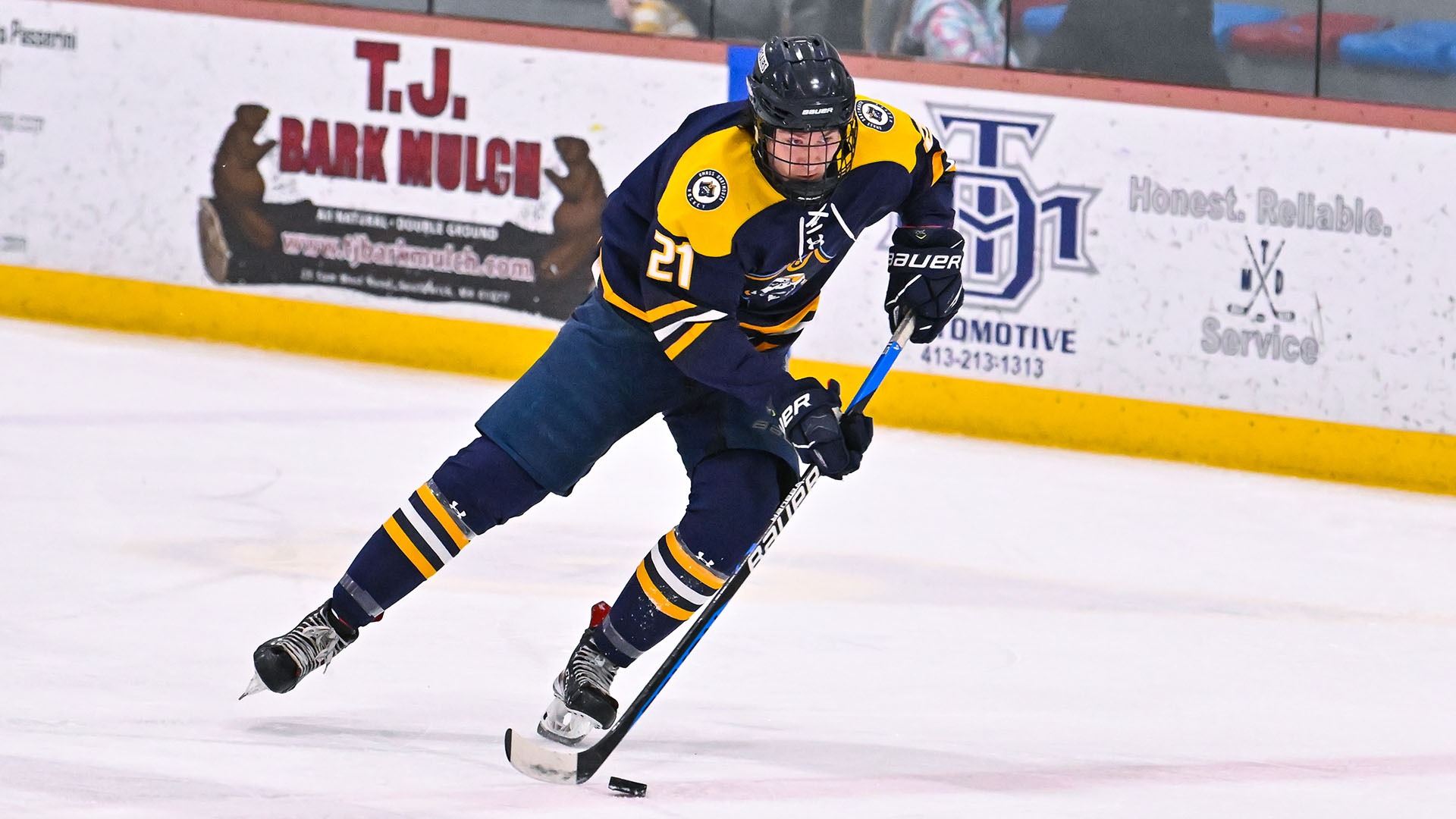 Bryce Grennan - 2023-24 - Men's Ice Hockey - UMass Dartmouth