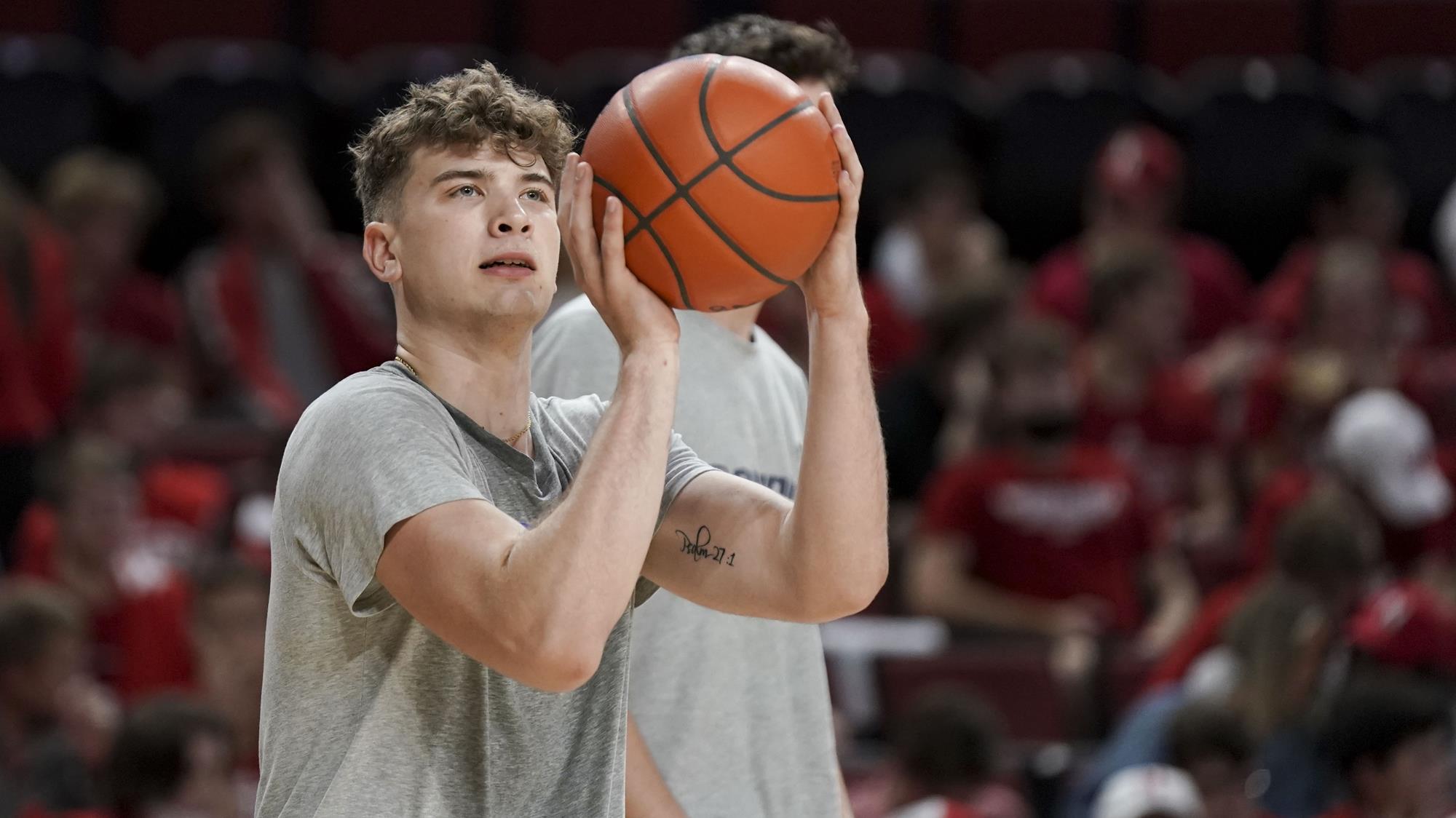 Zander Yates - 2022-23 - Men's Basketball - Creighton University Athletics