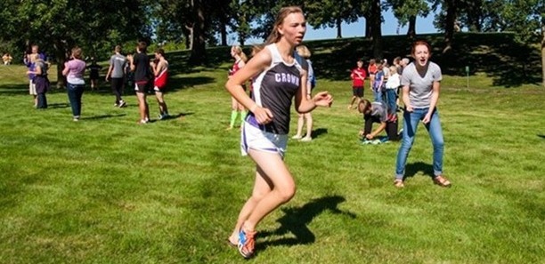 Elizabeth Kern - 2017 - Women's Cross Country - Crown College Athletics