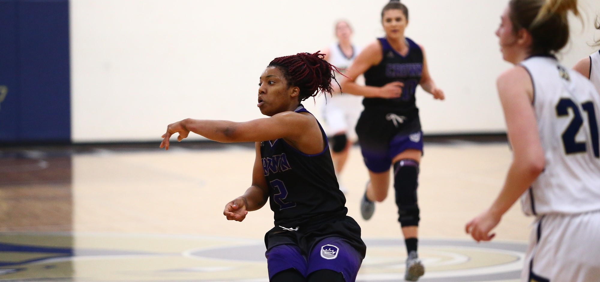 Desiree Davis - 2017-18 - Women's Basketball - Crown College Athletics