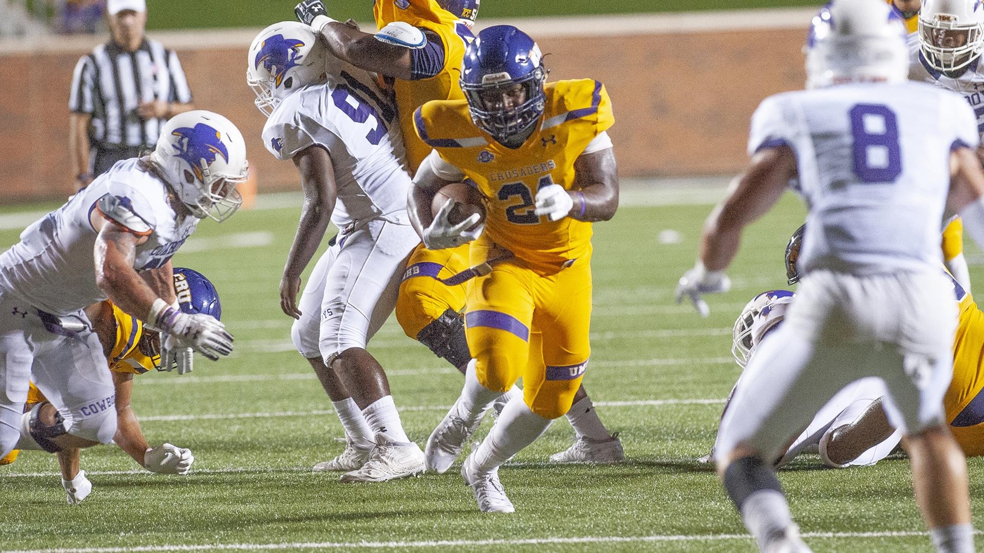 Football shuts down Hardin-Simmons 26-0 - University of Mary Hardin ...