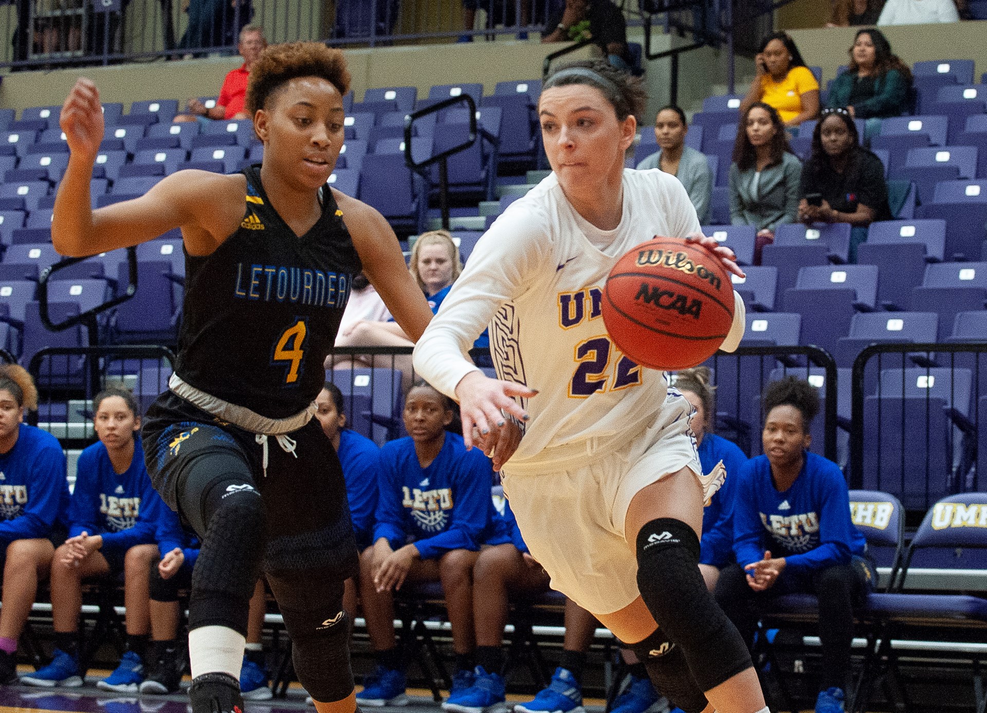 Women's Basketball falls at Division I Abilene Christian - University ...
