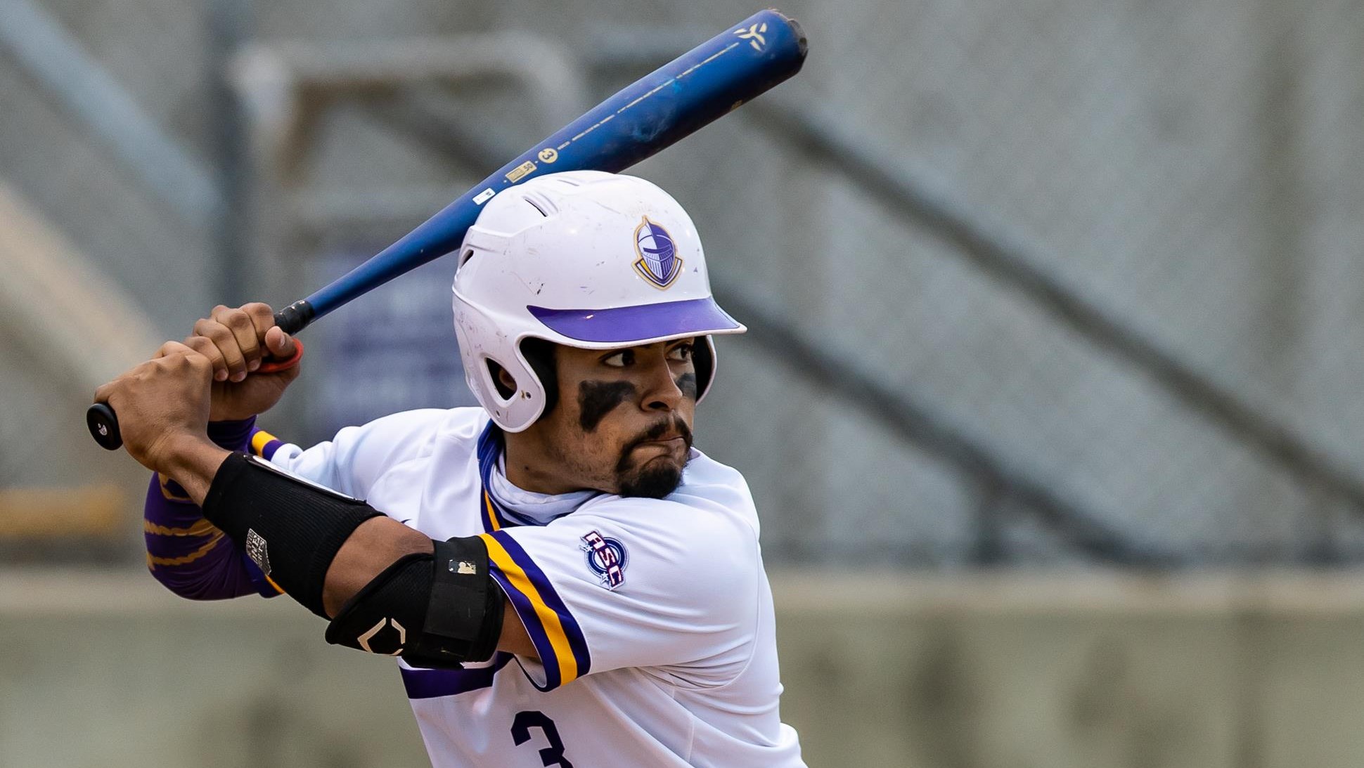 Baseball drops series finale to LeTourneau - University of Mary Hardin ...