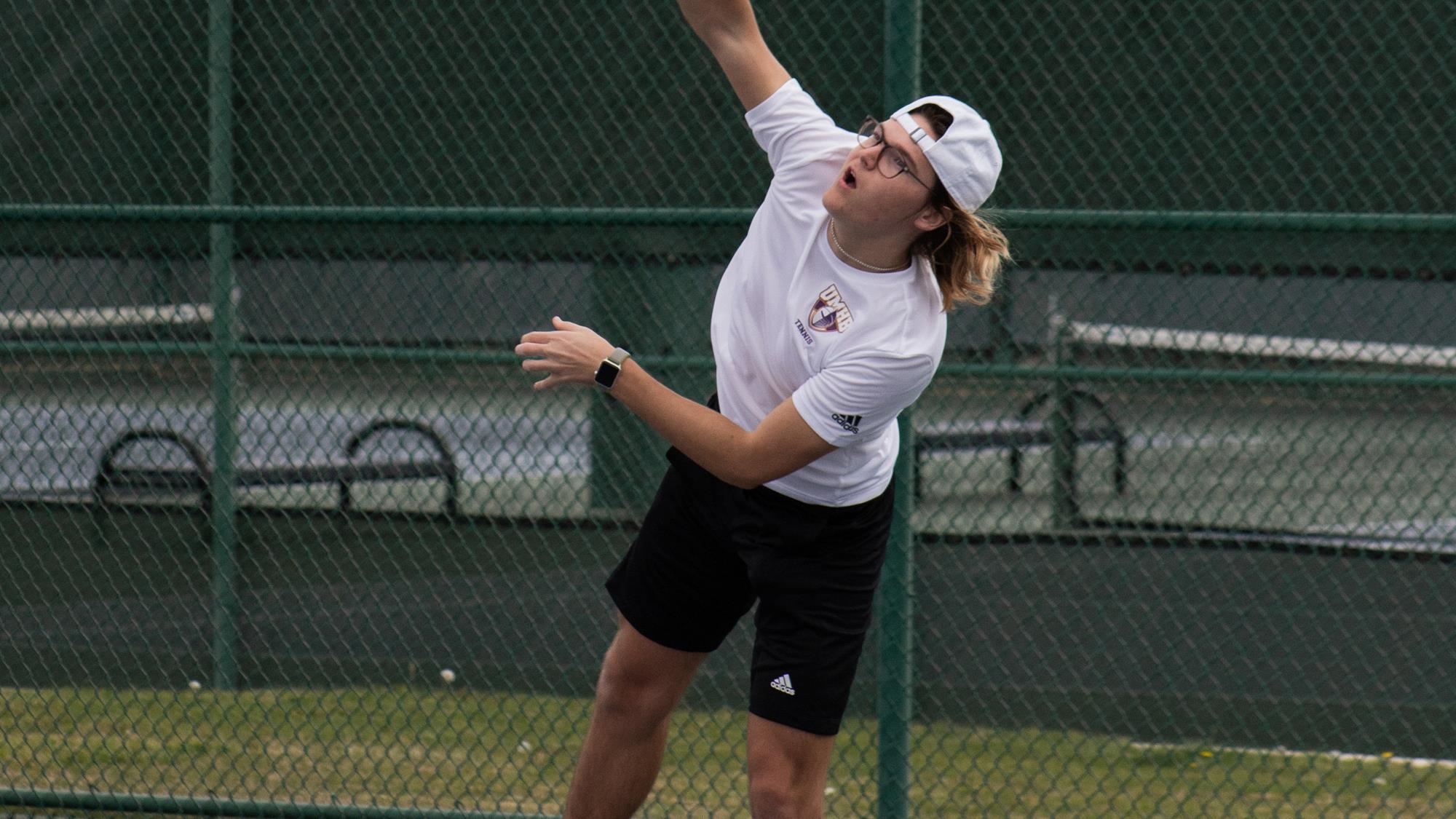 Ty Marshall - Men's Tennis - University of Mary Hardin-Baylor Athletics
