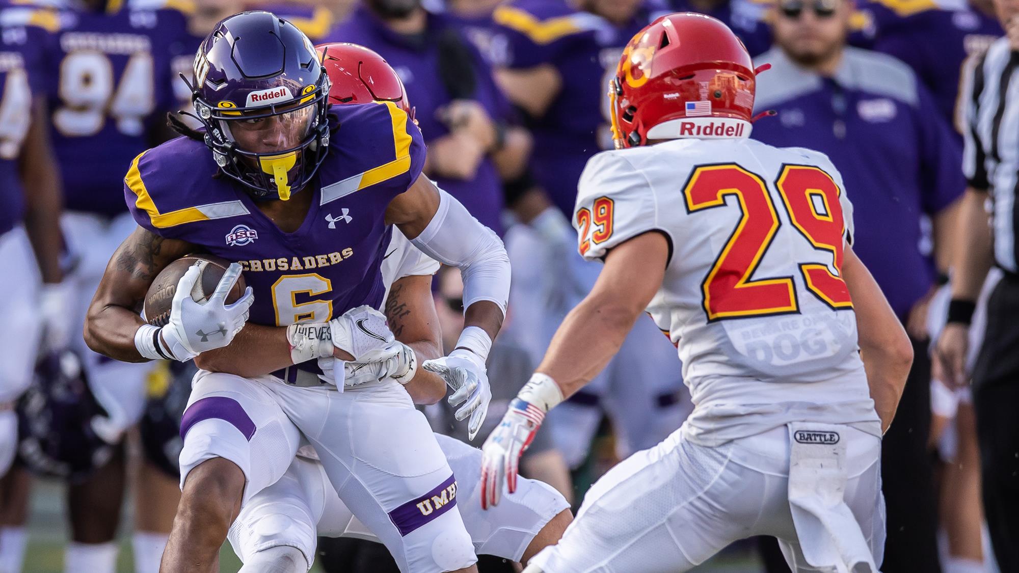 Romello Cook - Football - University of Mary Hardin-Baylor Athletics