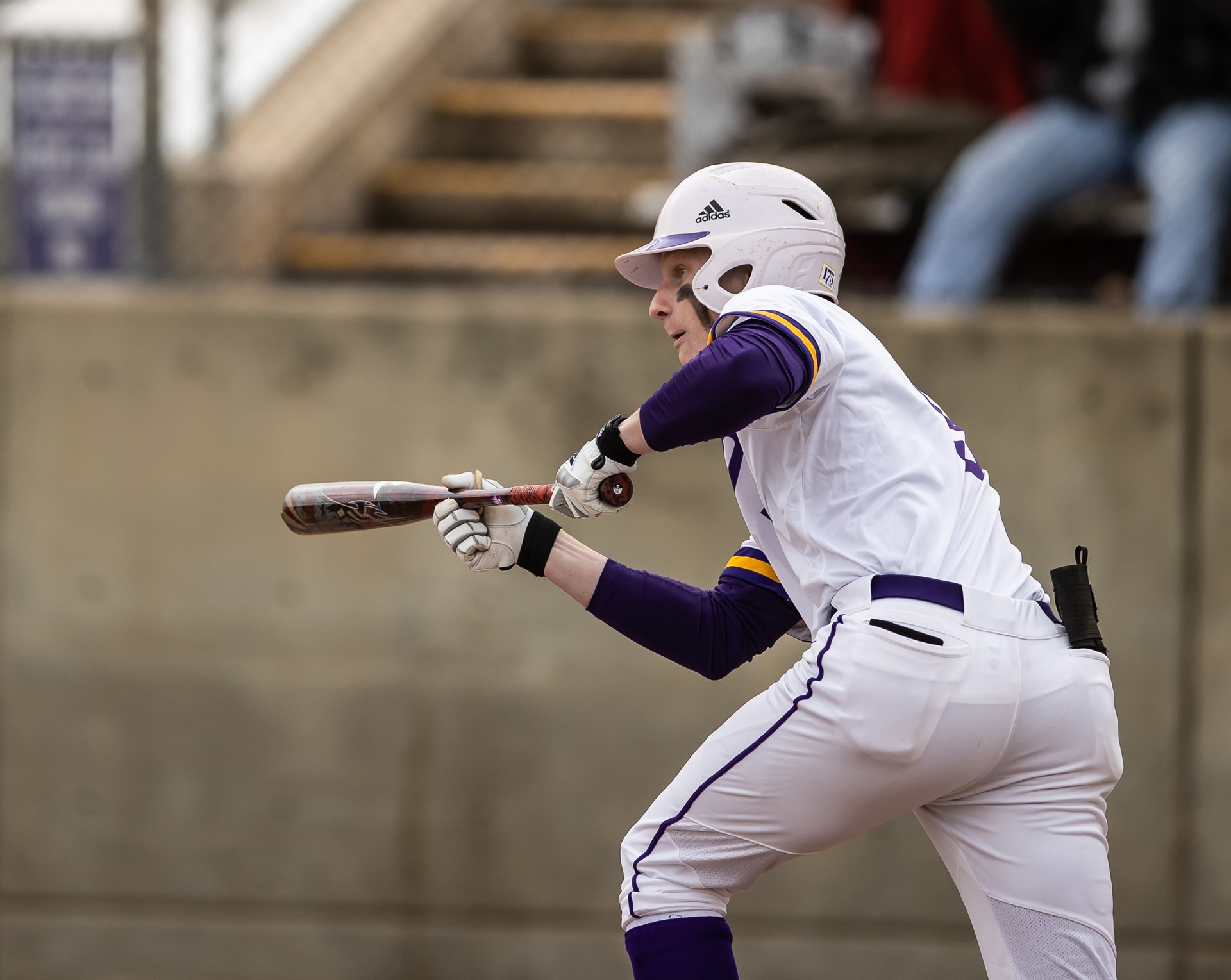 Baseball splits doubleheader against Hardin Simmons to win series ...