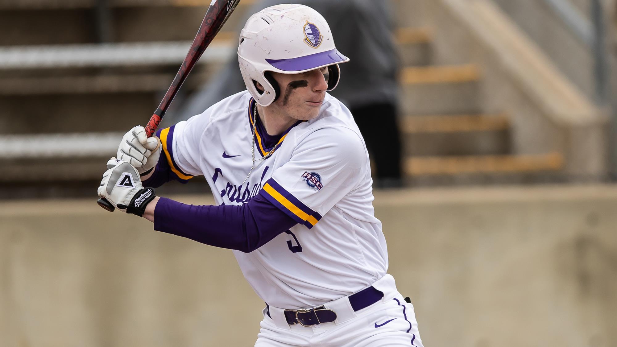 Ryan Farmer - Baseball - University of Mary Hardin-Baylor Athletics