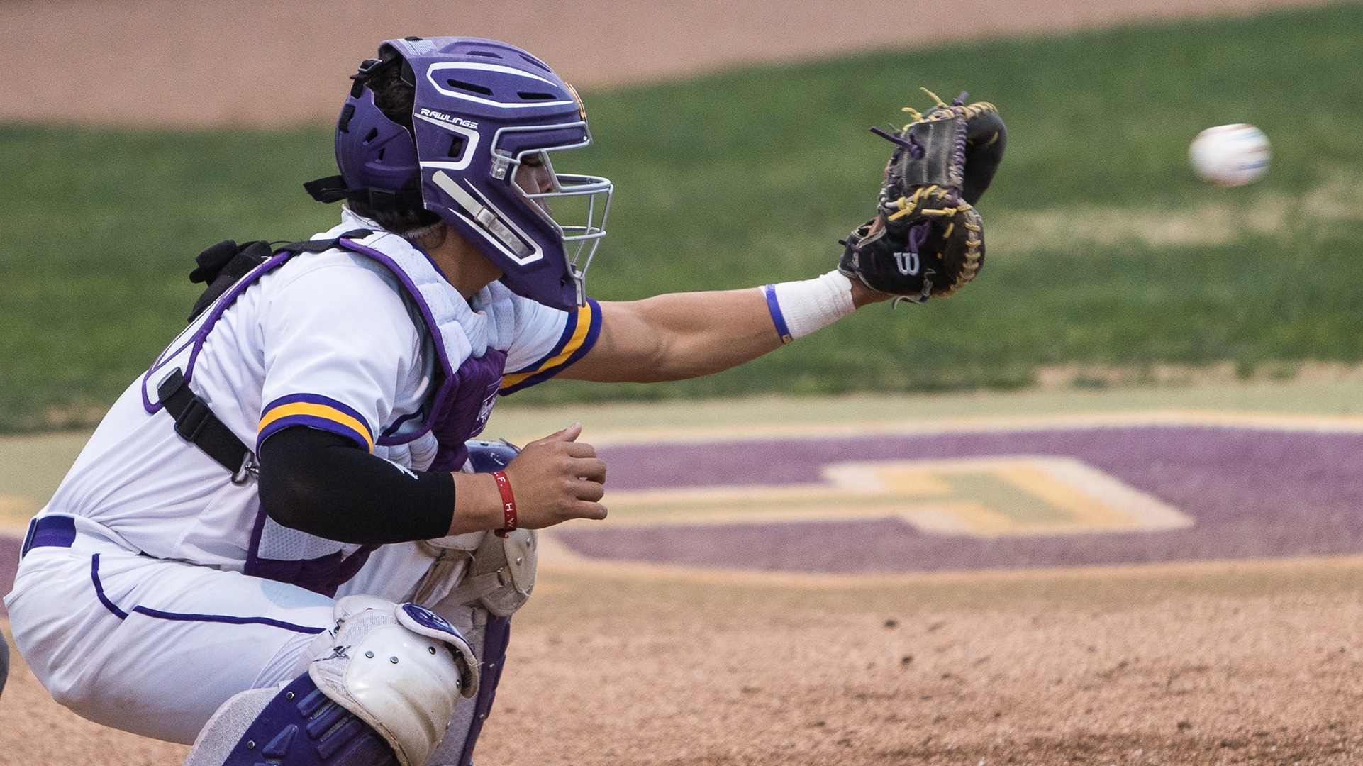 Elijah Rodriguez - Baseball - University of Mary Hardin-Baylor Athletics