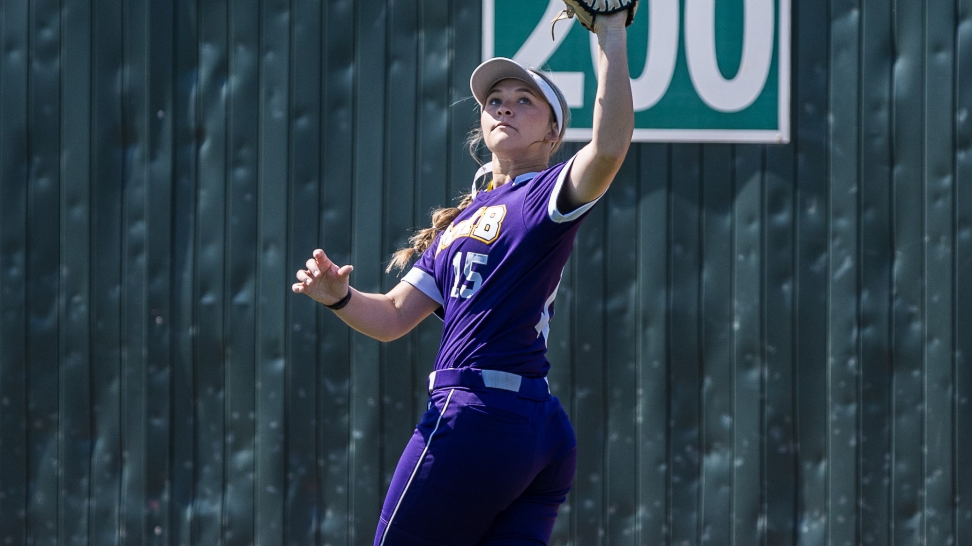Taylor Holman - Softball - University of Mary Hardin-Baylor Athletics