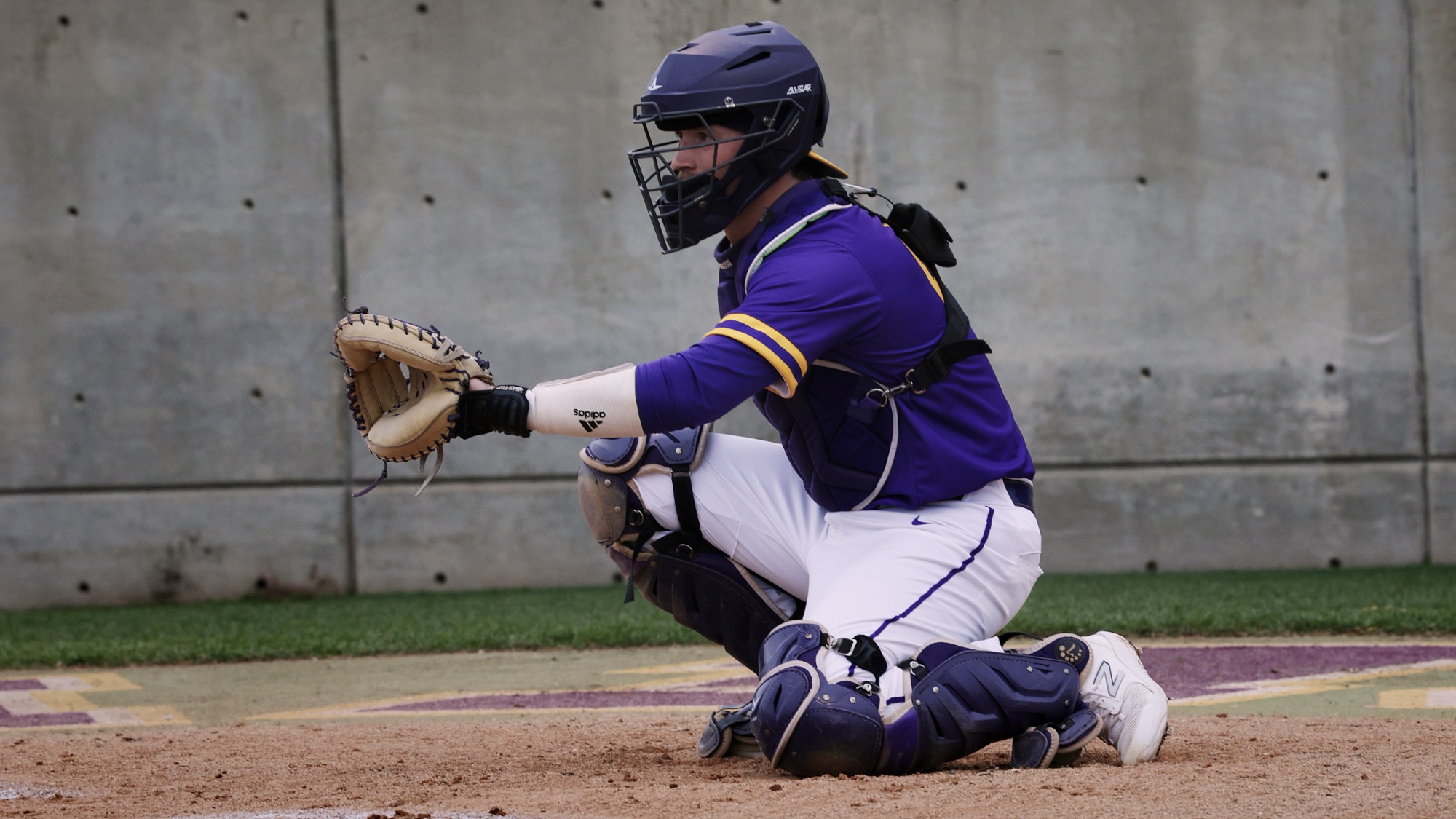 Warren Sammons - Baseball - University of Mary Hardin-Baylor Athletics