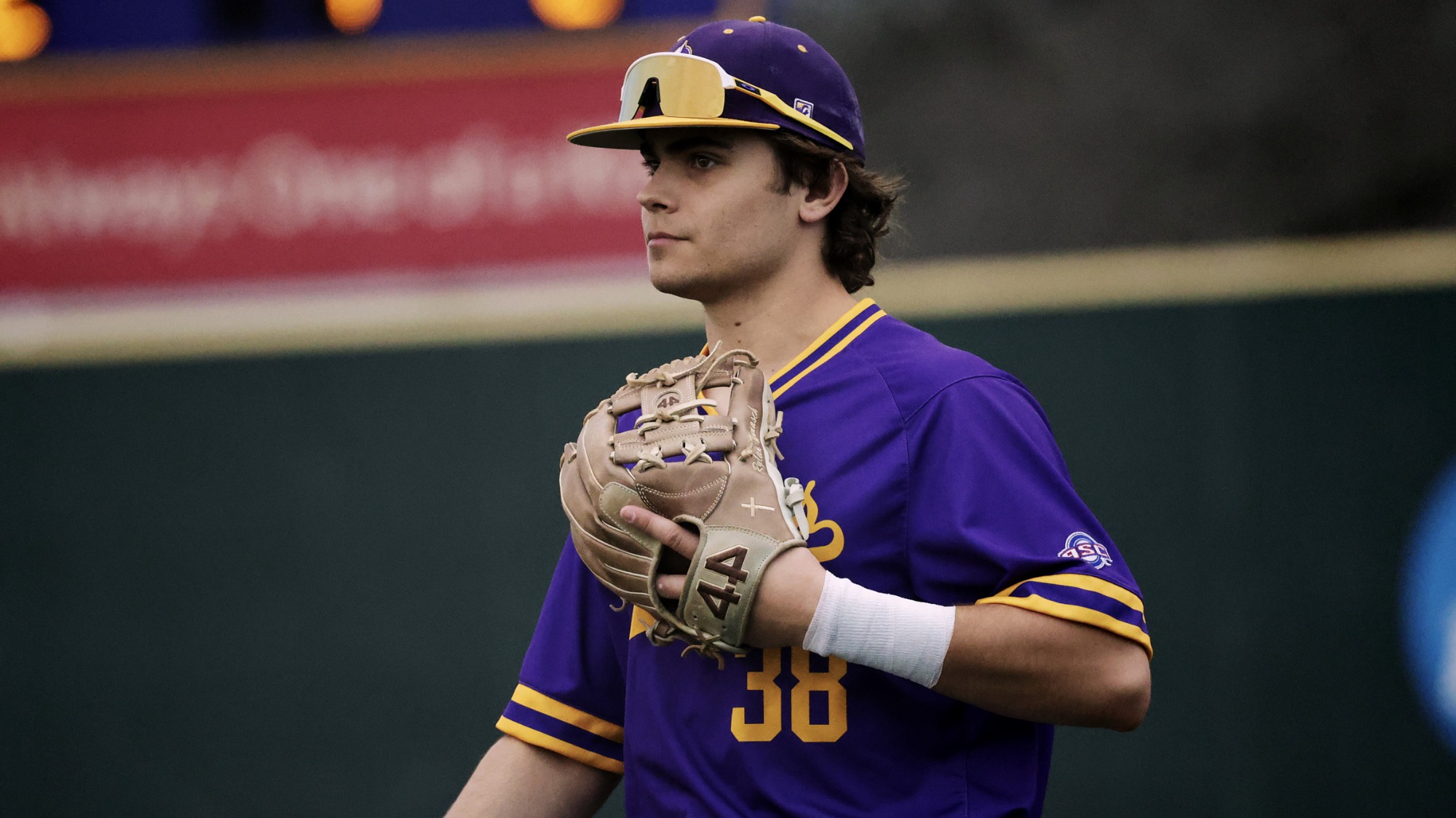 Rylan Unnasch - Baseball - University of Mary Hardin-Baylor Athletics