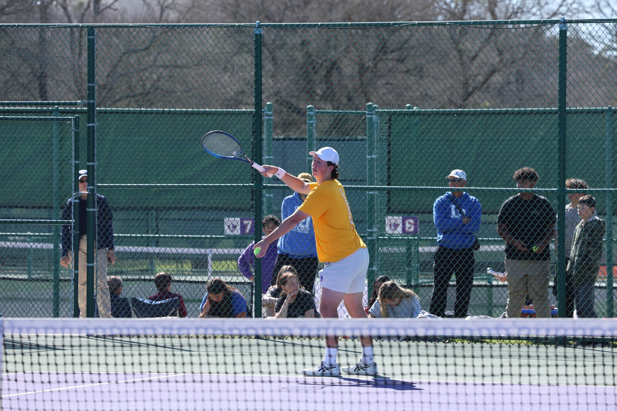 Men's Tennis defeats Schreiner - University of Mary Hardin-Baylor Athletics