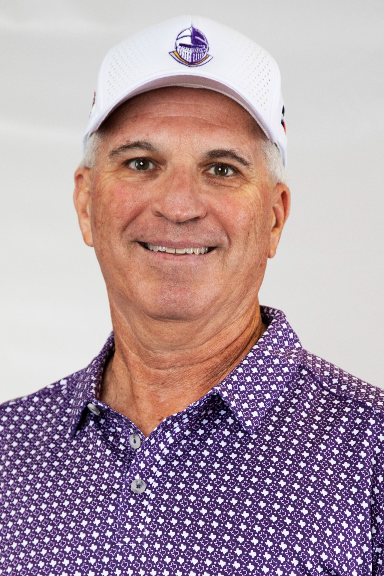 Jordan Cox - Men's Golf Coach - University of Mary Hardin-Baylor Athletics