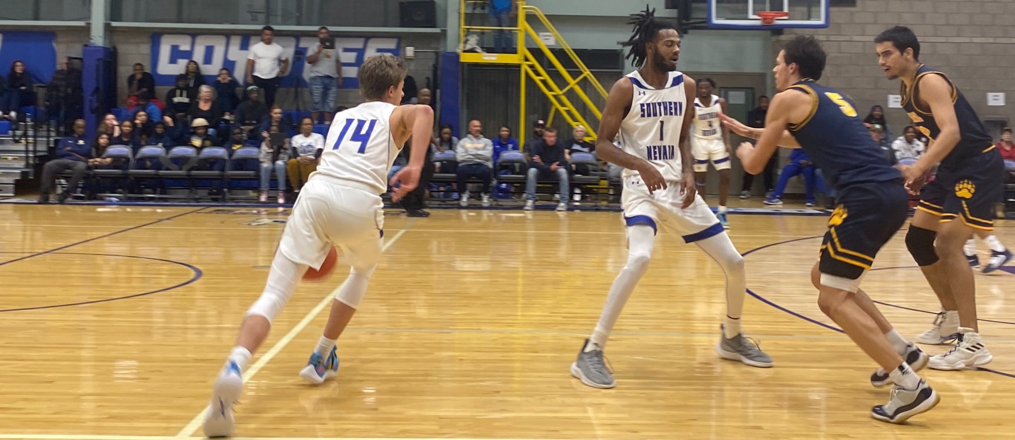 Kasen Boggs - Men's Basketball - College of Southern Nevada Athletics