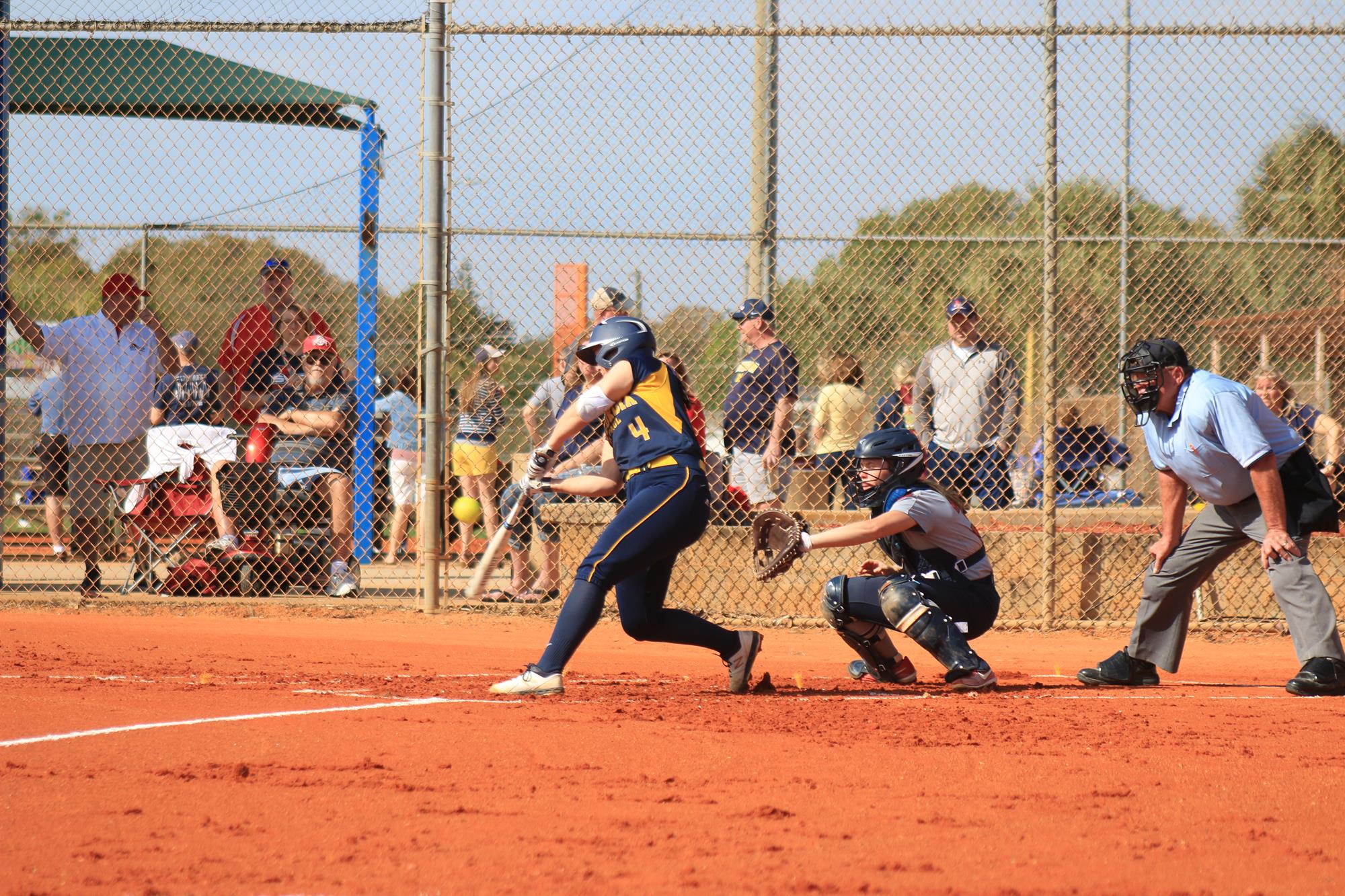 Hannah Carlson - Softball - Concordia University, St. Paul Athletics