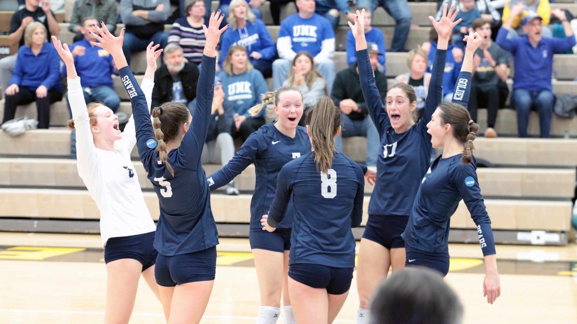 Golden Bears advance to NCAA Central Region semifinal with dramatic ...
