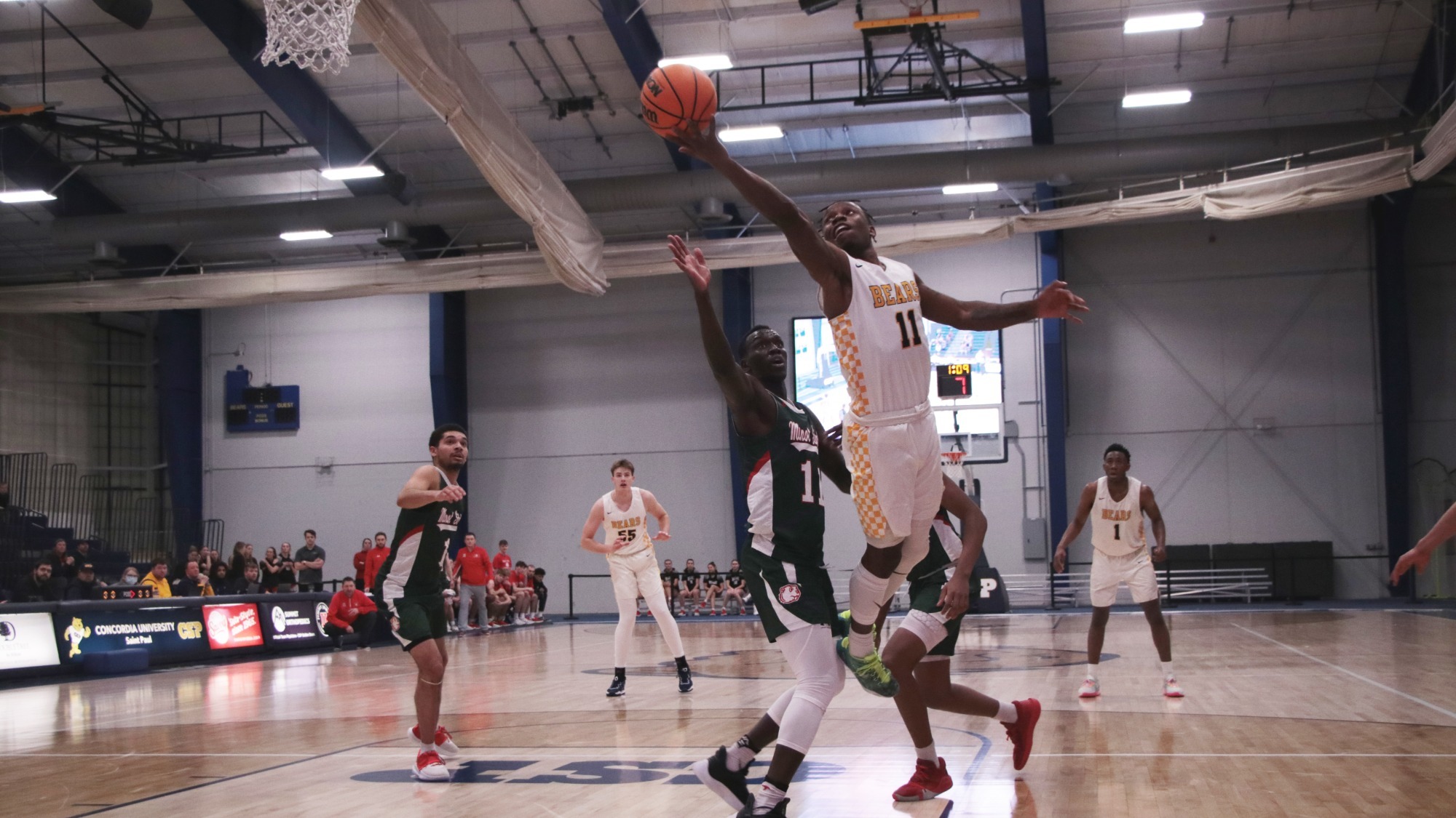 Late free throws seal dramatic 86-85 overtime win - Concordia ...