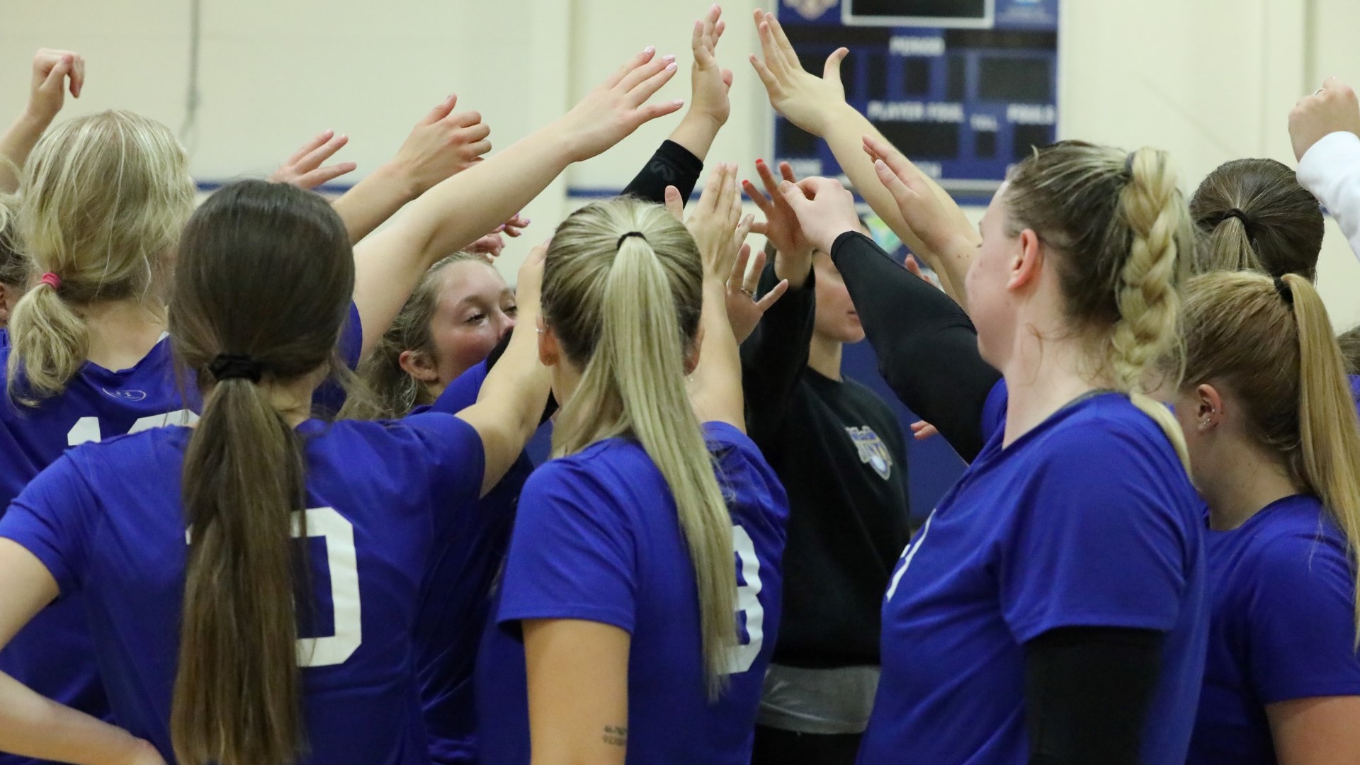 Saints Volleyball Finishes 3-1 in Pacific Coast Classic Tournament ...