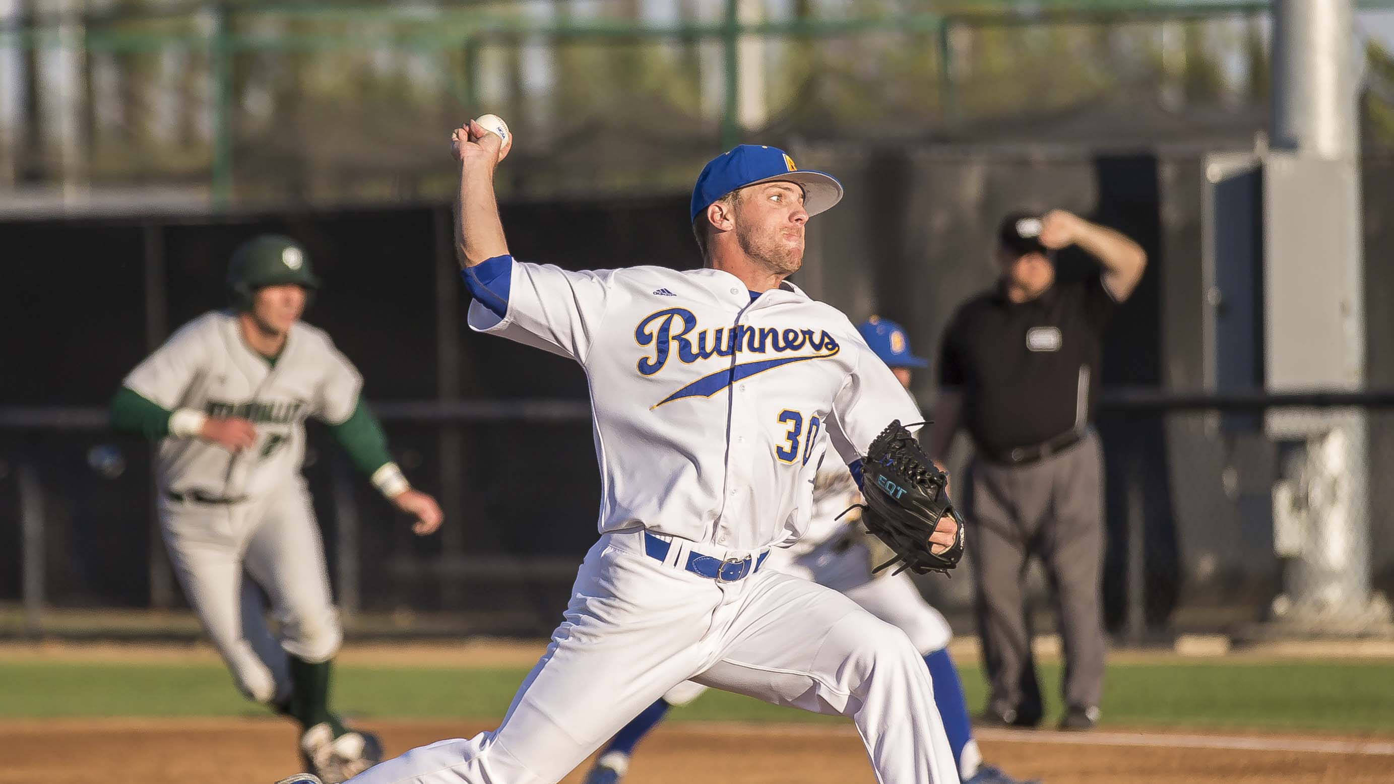 Carter's Complete Game Leads CSUB Past UTPA 5-1 - California State ...