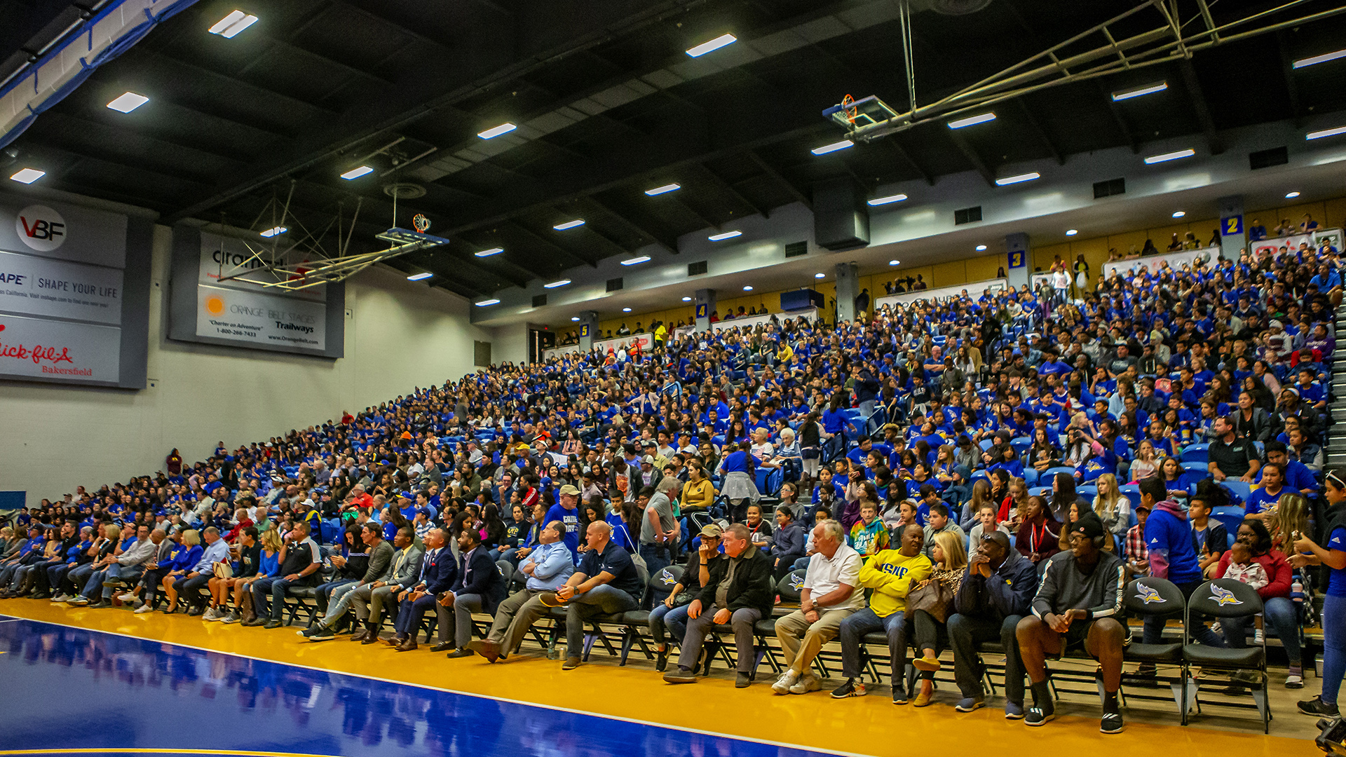 CSUB Preparing for Blue-Gold Game Presented by Bakersfield Hyundai ...