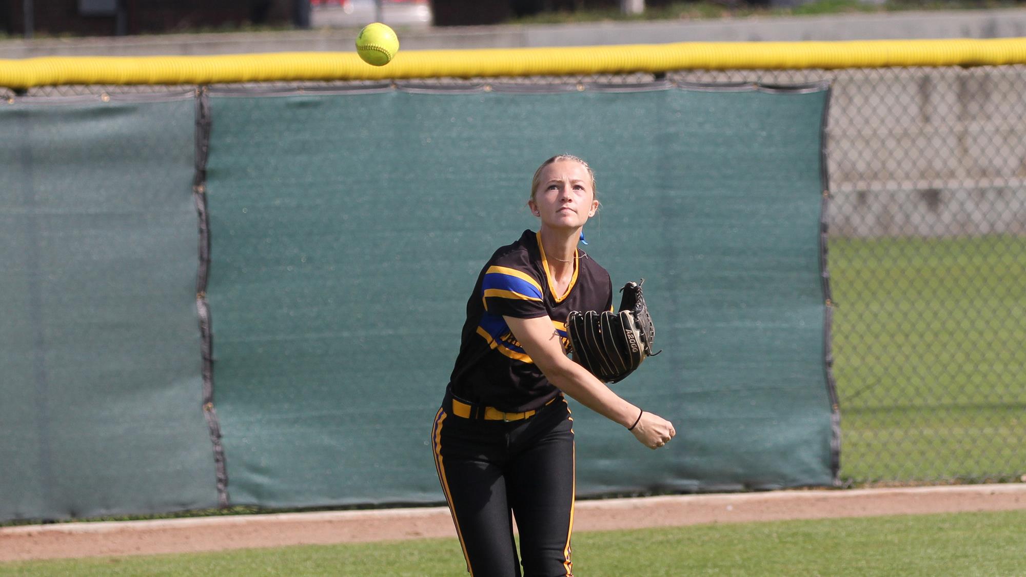 Baylee Garrett - Softball - California State University at Bakersfield ...