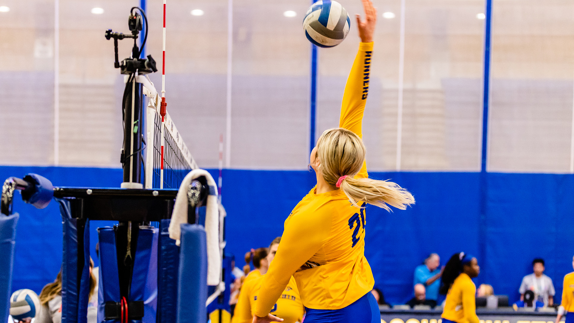 Lizzie Binder - Women's Volleyball - California State University at ...