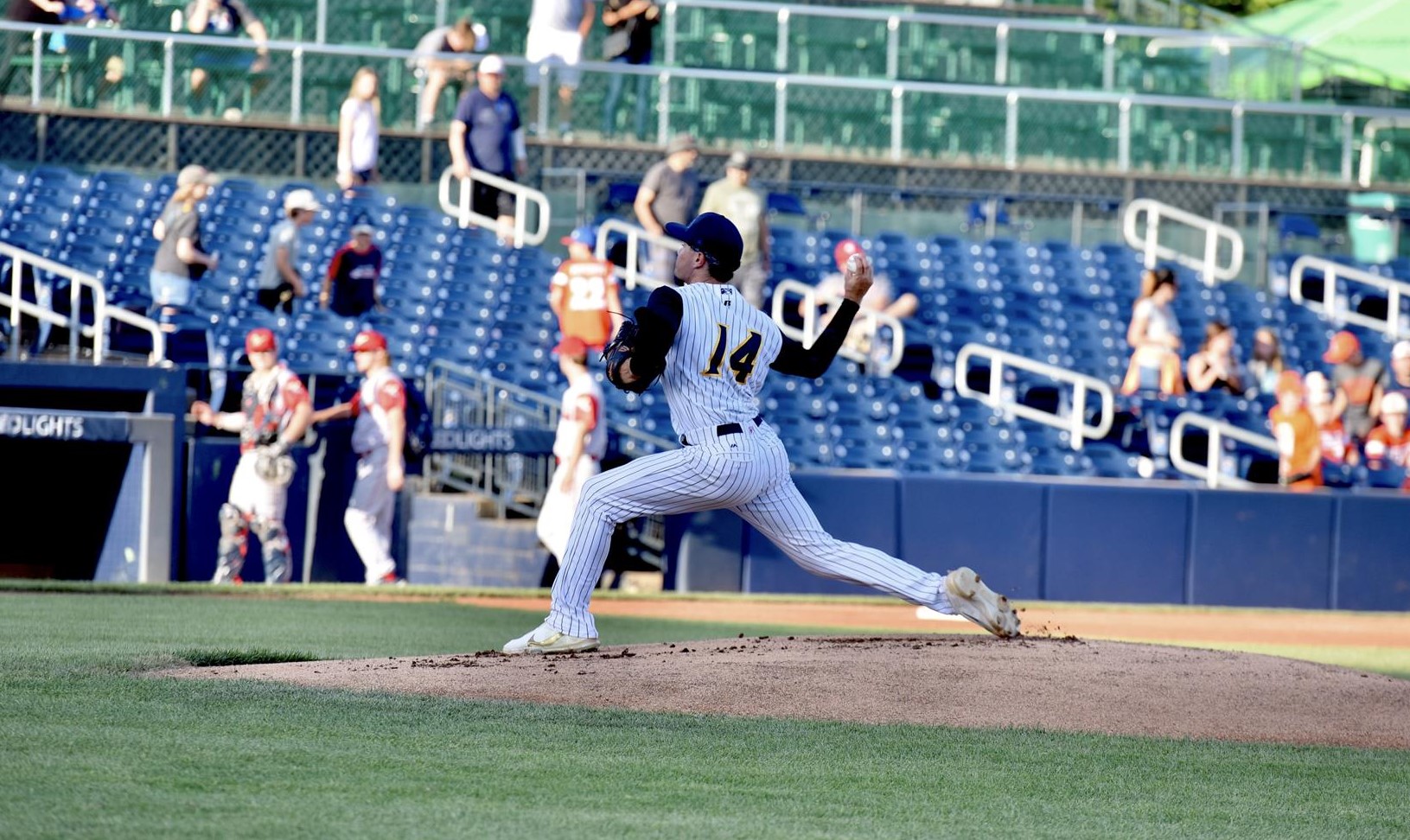 Figueroa Signs NLI with CSUB Baseball - California State University at ...
