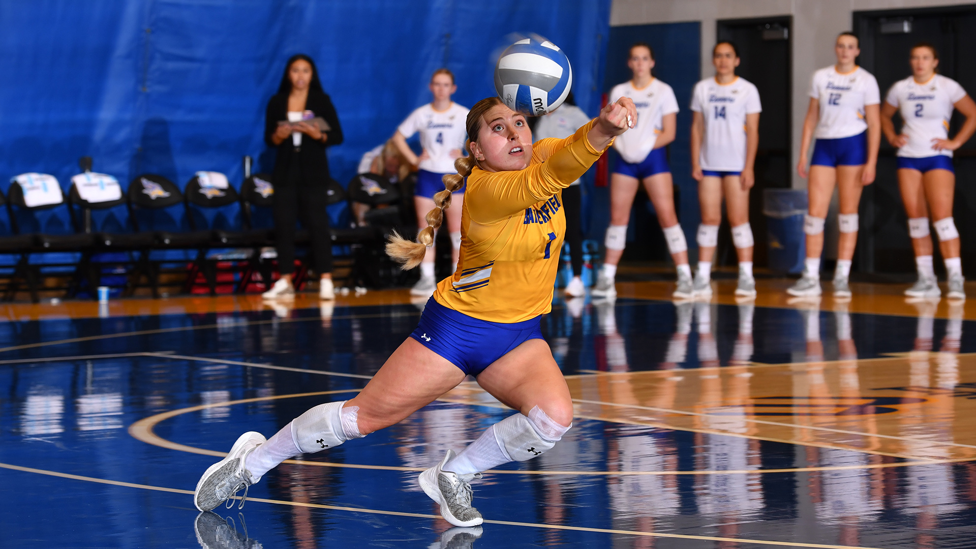 Grace Moss - Women's Volleyball - California State University at ...