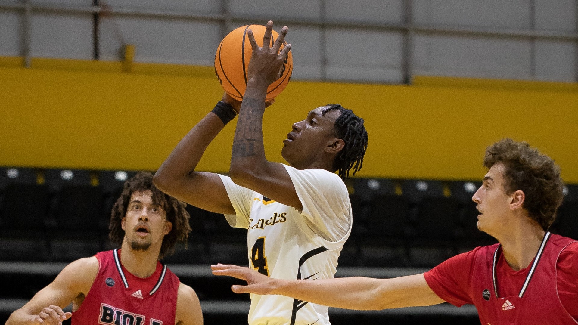 Golden Eagles Storm Past PacWest Favorites For Win - Cal State LA Athletics