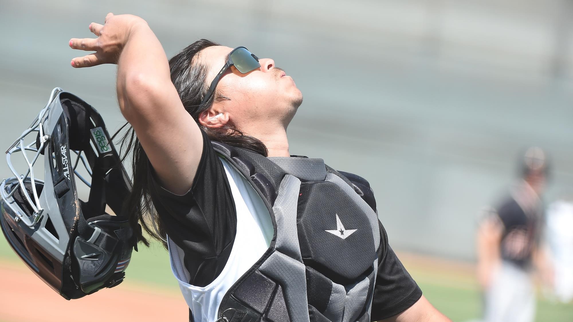 Golden Eagles Fall Short In Series Finale - Cal State LA Athletics