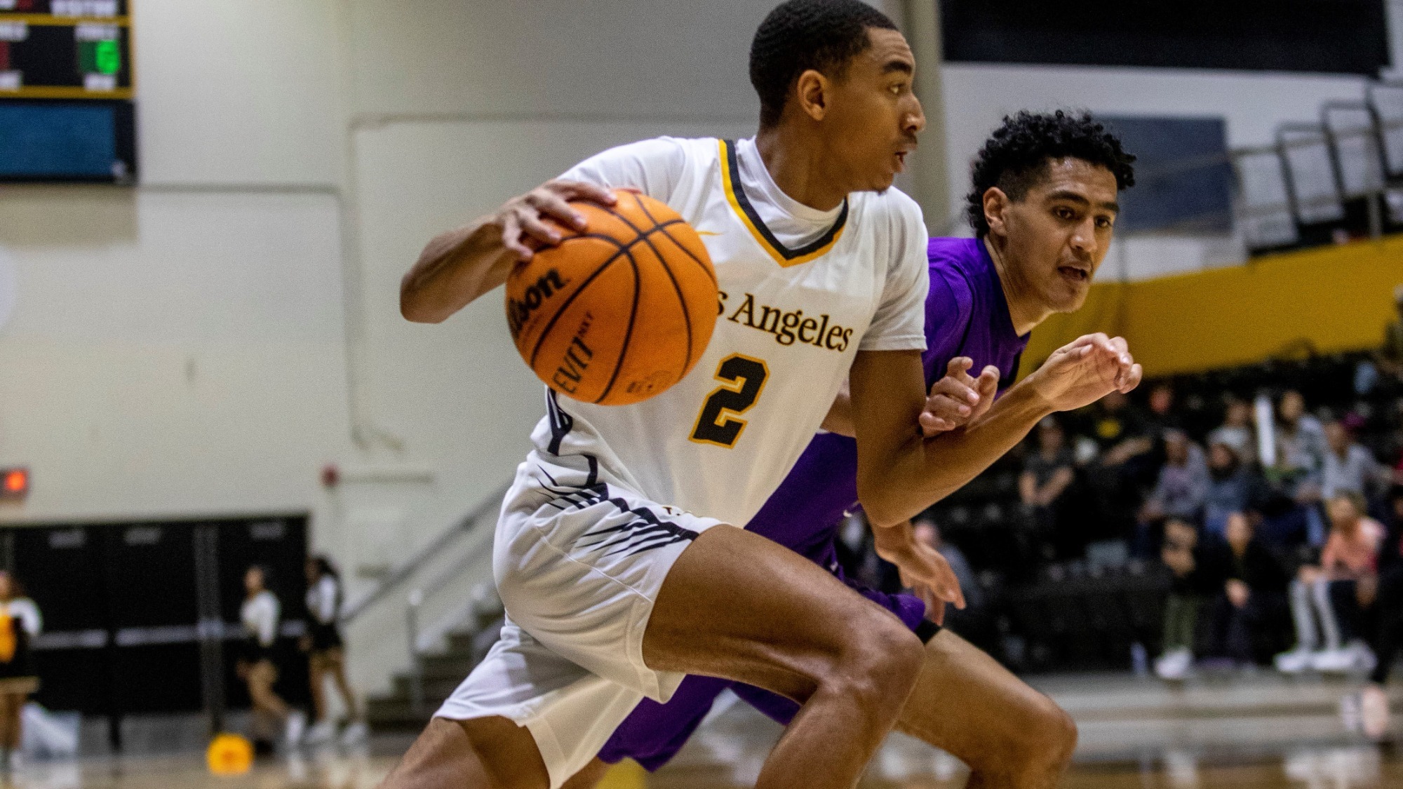 Golden Eagles Give CCAA Leaders A Good Battle - Cal State LA Athletics