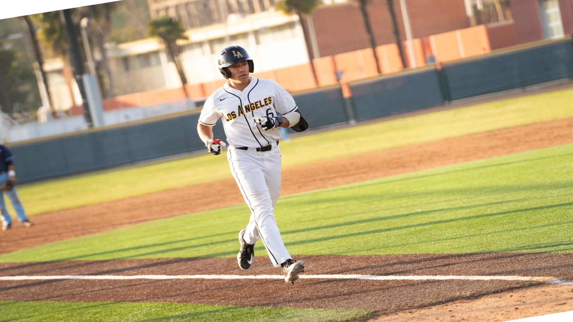 Golden Eagles Drop Series Opener To Coyotes - Cal State LA Athletics