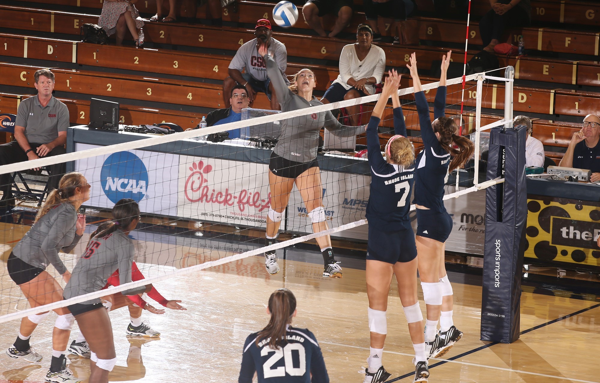 Julie Haake - 2016 - Women's Volleyball - CSUN Athletics