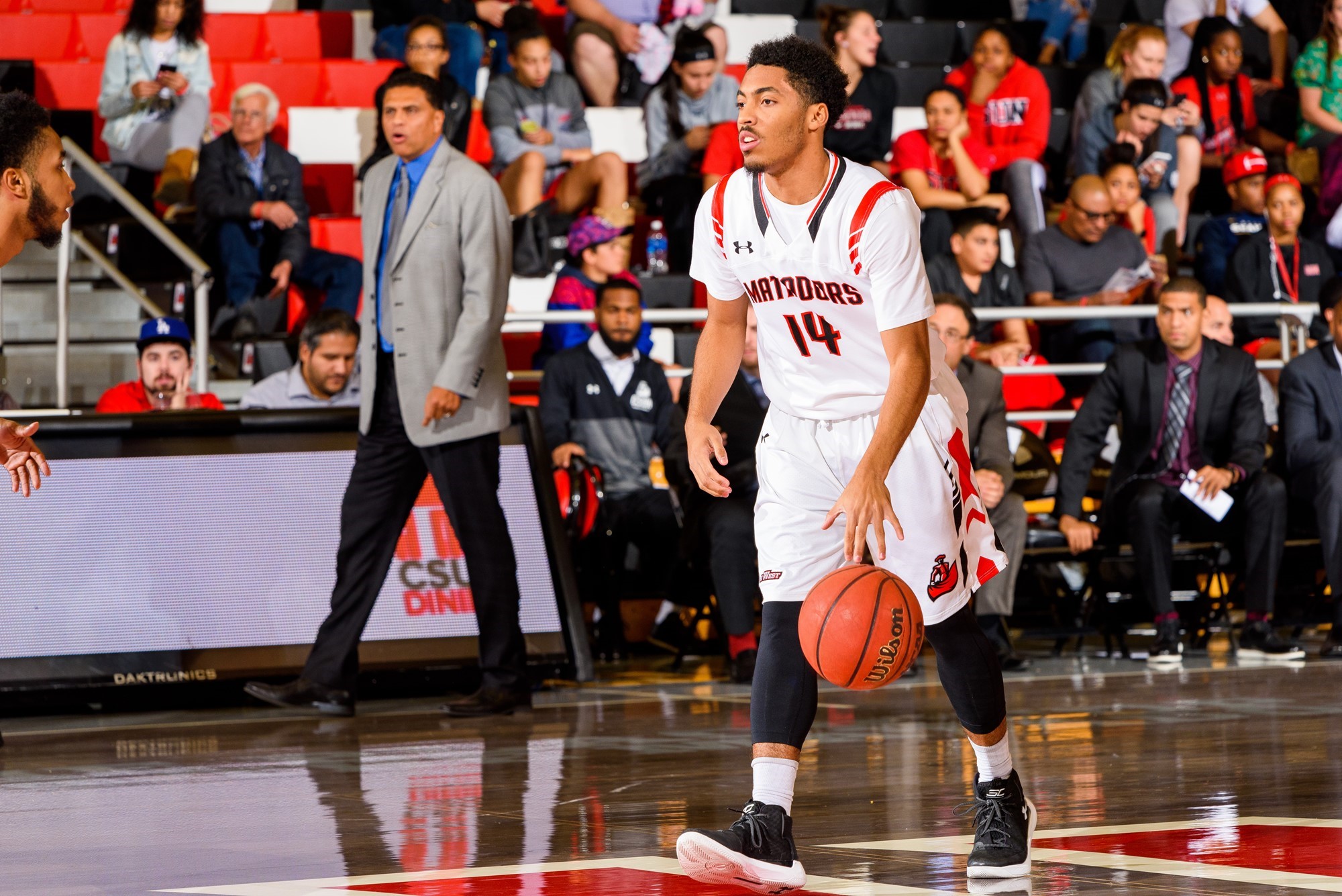 Jonathan Guevara - 2017-18 - Men's Basketball - CSUN Athletics