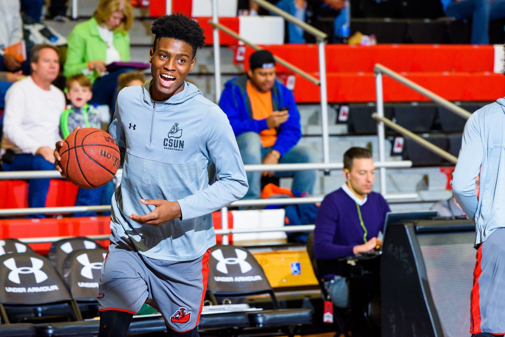 Micheal Warren - 2017-18 - Men's Basketball - CSUN Athletics