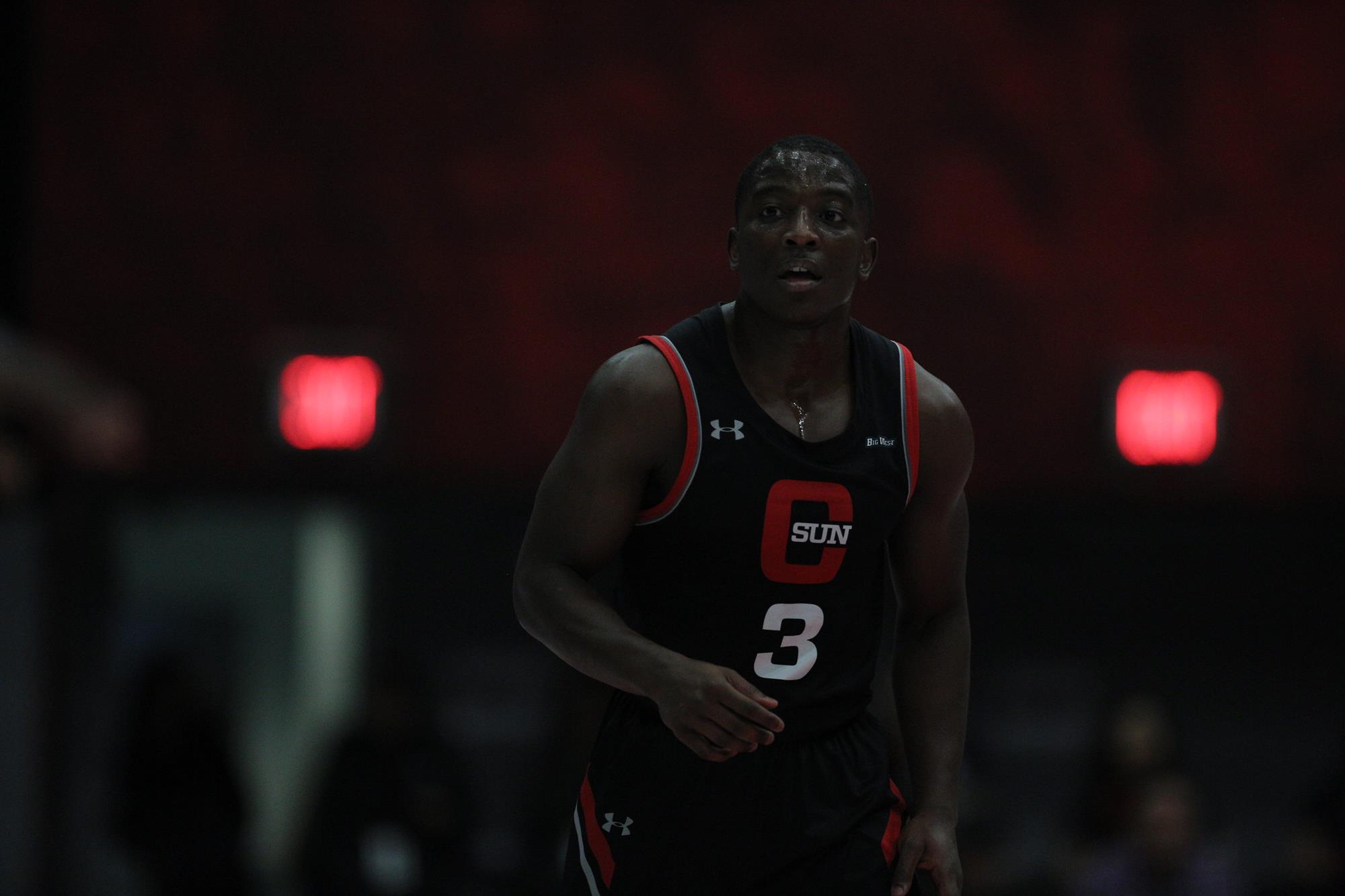 Terrell Gomez - 2019-20 - Men's Basketball - CSUN Athletics