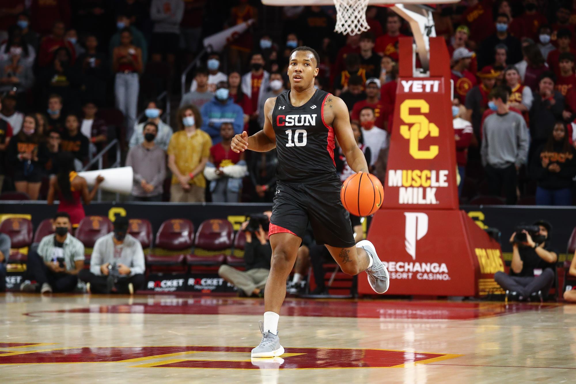 Darius Brown II - 2021-22 - Men's Basketball - CSUN Athletics