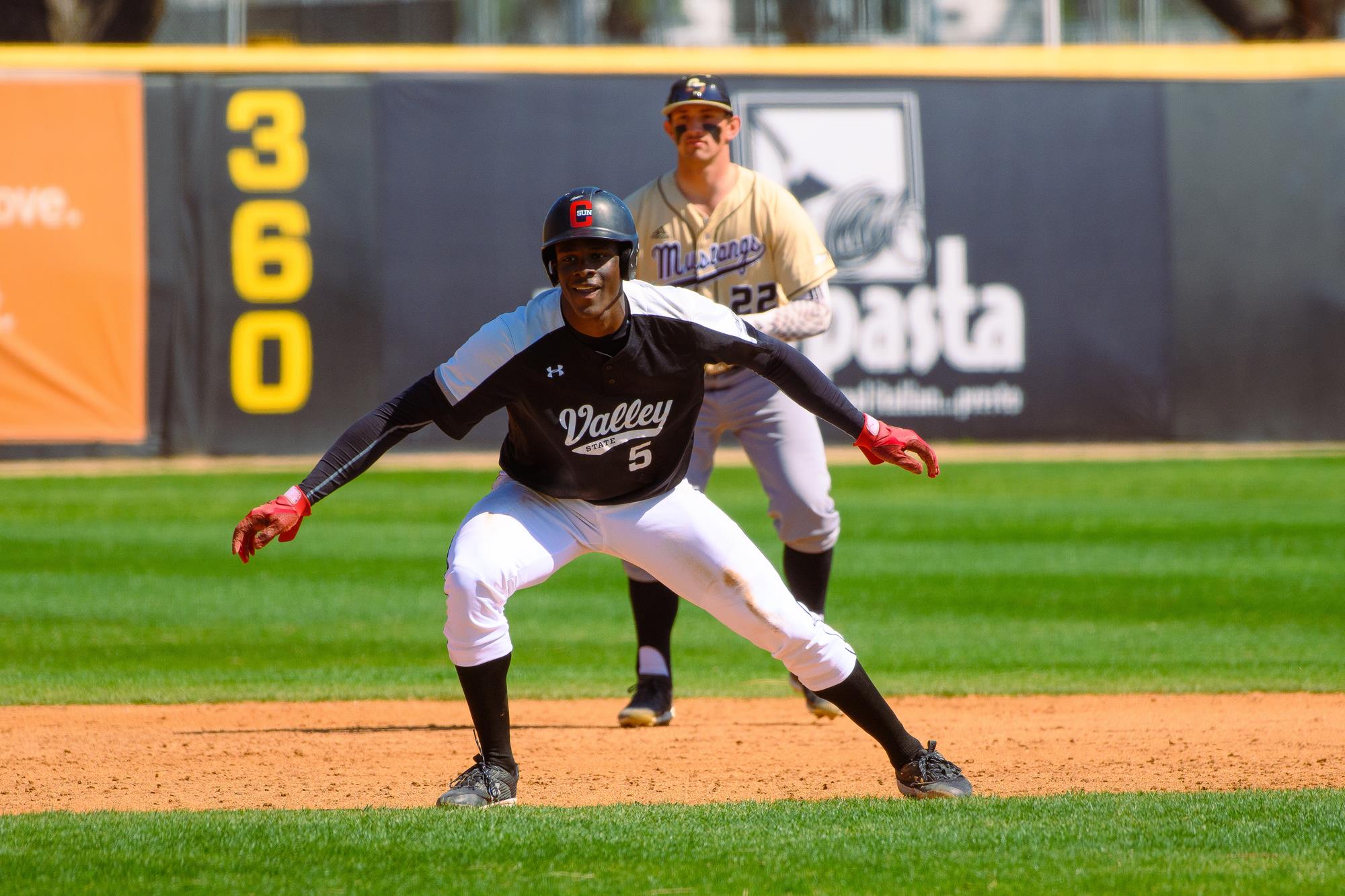 Denzel Clarke - 2021 - Baseball - CSUN Athletics
