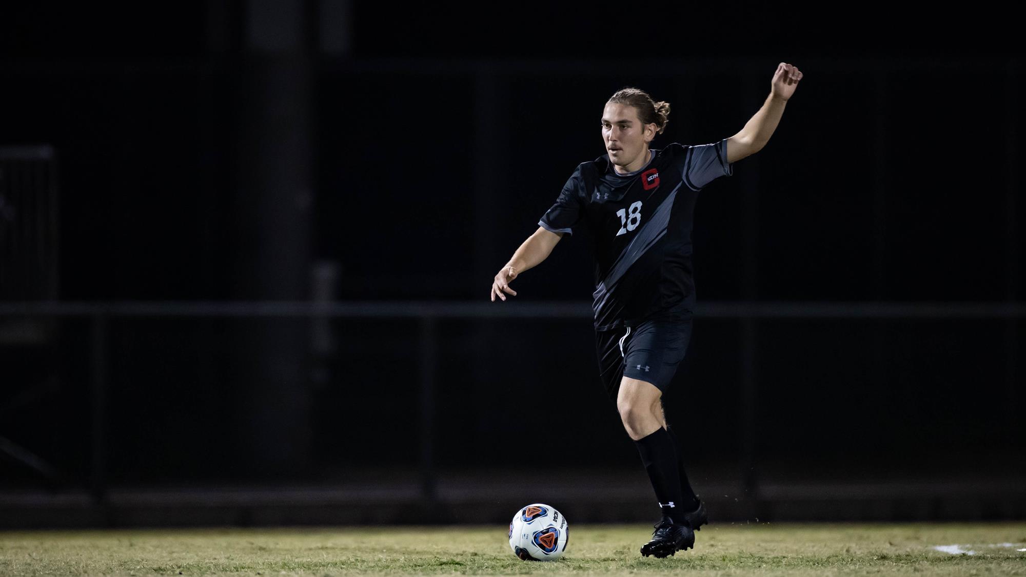 Maximillian Yanakaev - 2021 - Men's Soccer - CSUN Athletics