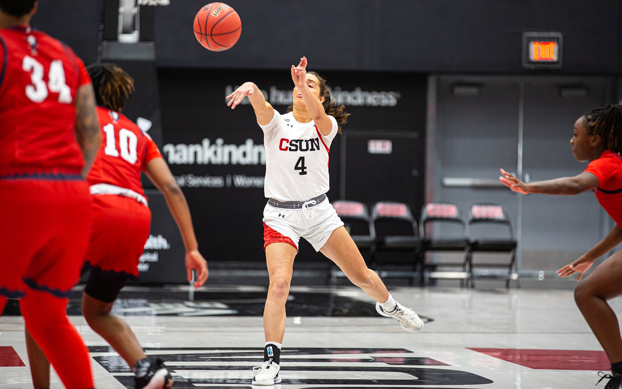 Rachel Harvey - 2023-24 - Women's Basketball - CSUN Athletics
