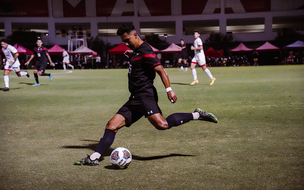 Alex Lemus - 2022 - Men's Soccer - CSUN Athletics